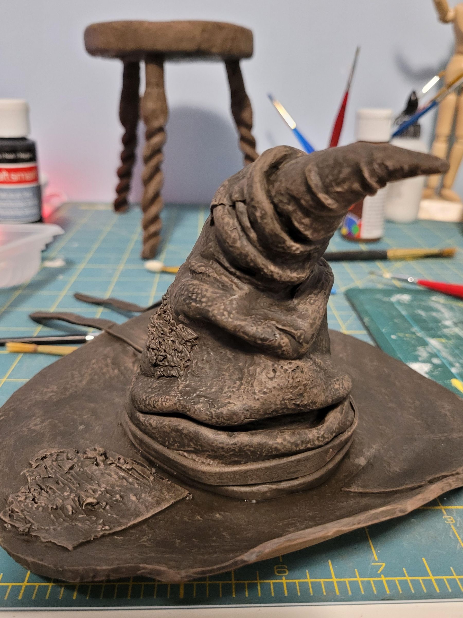 Clay Sorting Hat Pencil Holder on Stool (Harry Potter) : 18 Steps (with ...