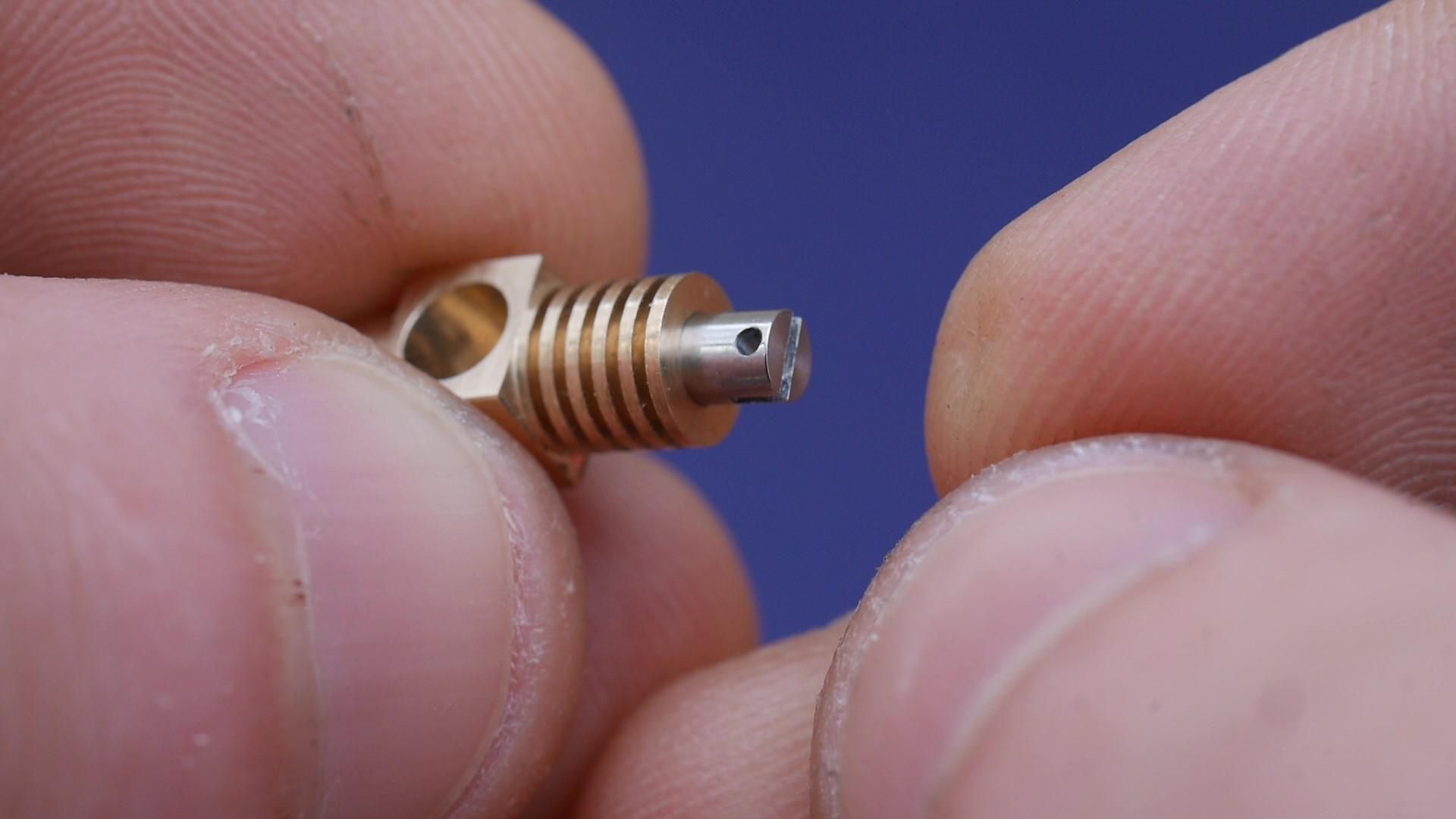 A Miniature Beam Stirling Engine : 11 Steps (with Pictures) - Instructables