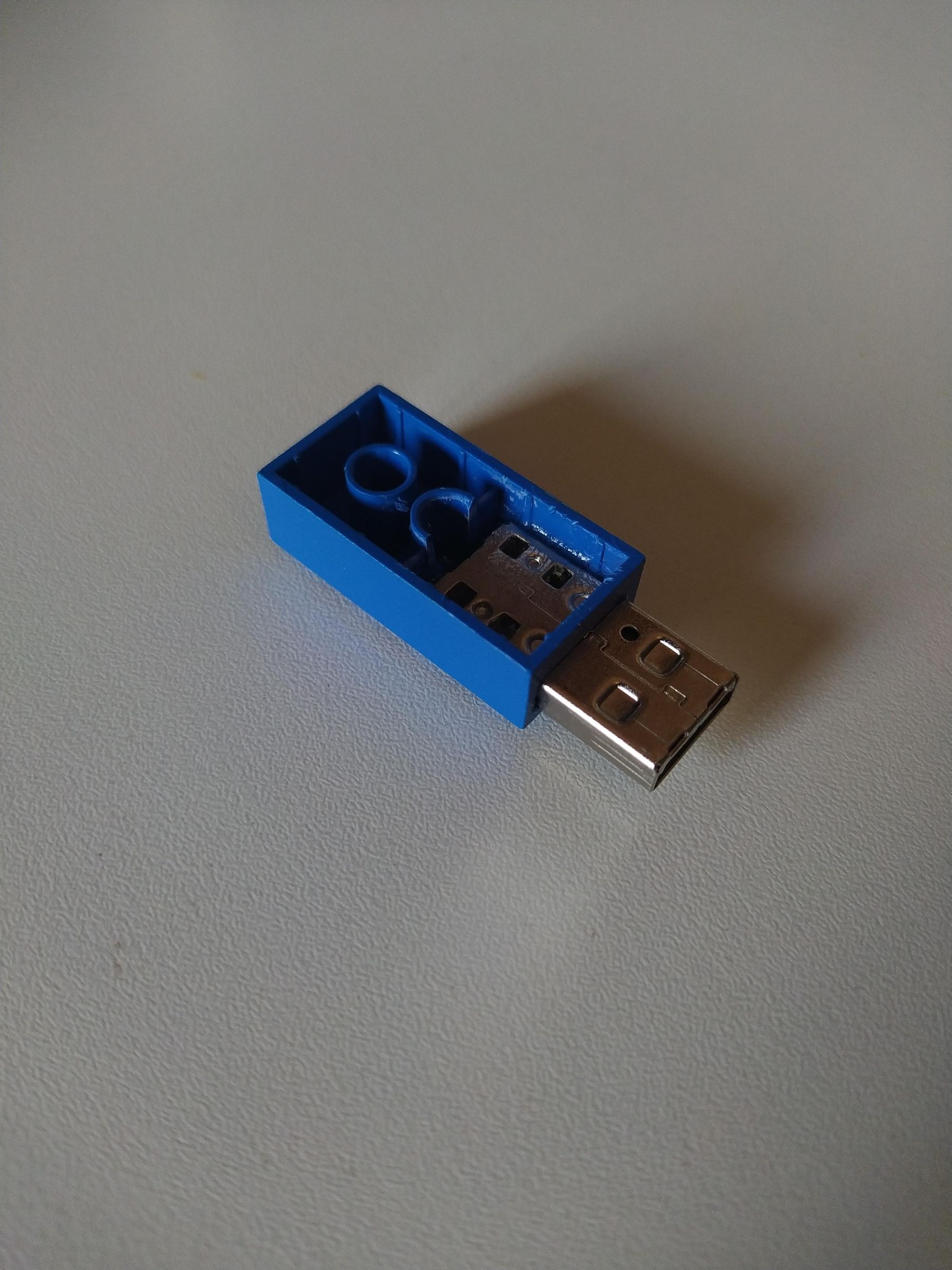 Awesome Lego USB Drive : 7 Steps - Instructables