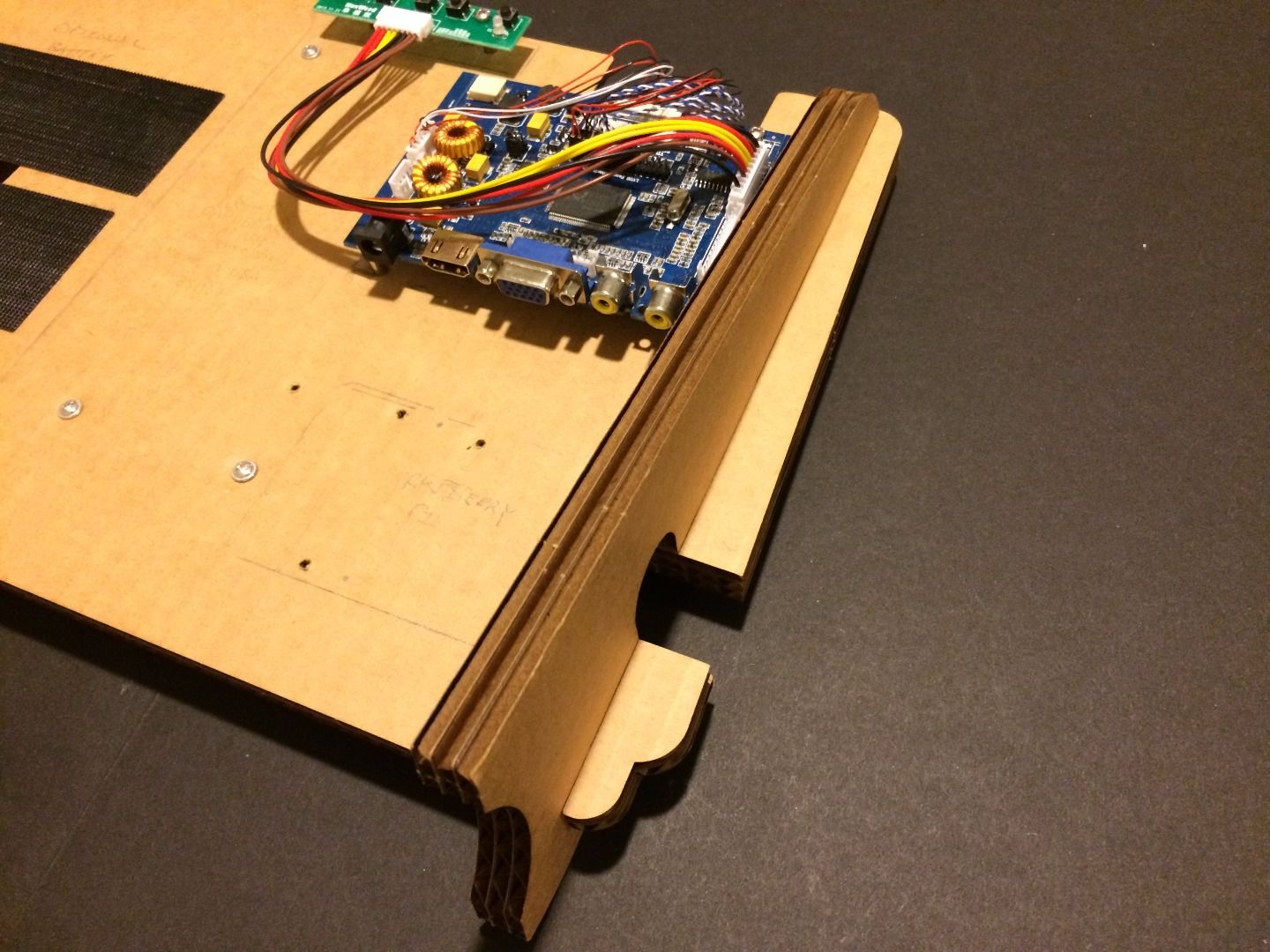 Battery Operated Cardboard HDMI Retro TV Stand for Your Raspberry Pi ...
