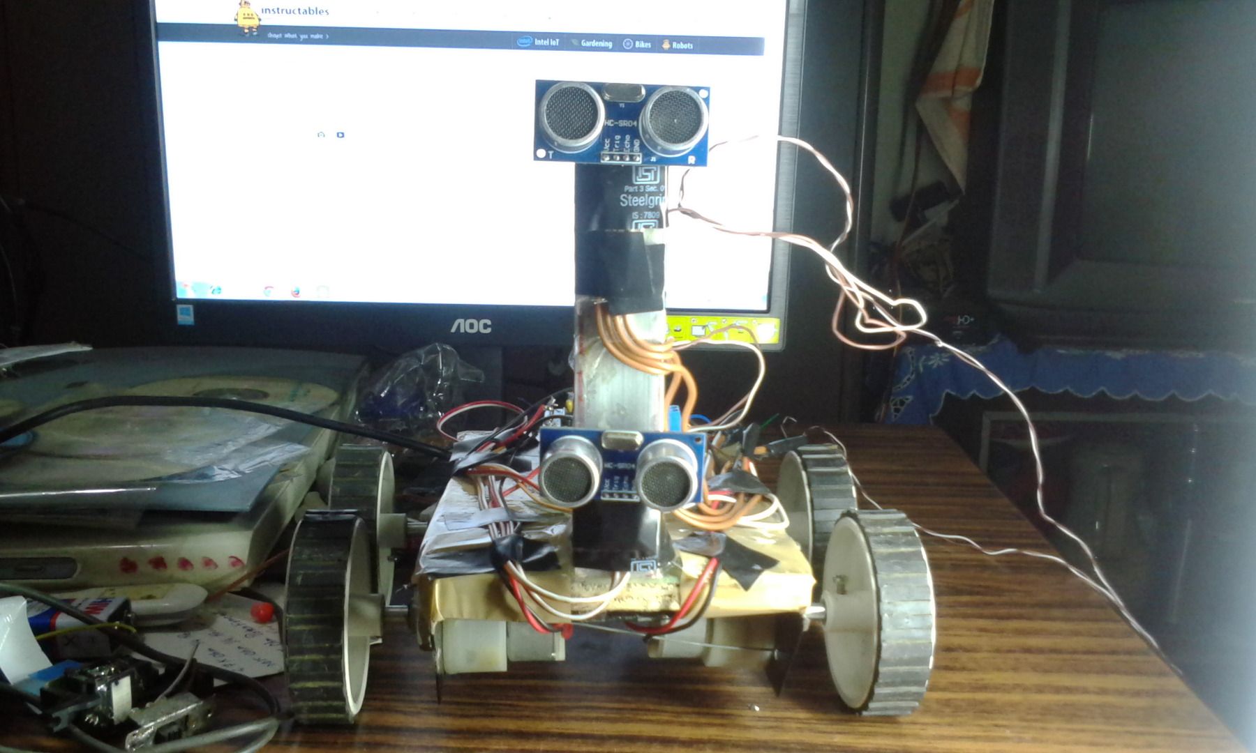 Self Obstacle Avoiding Robot : 9 Steps - Instructables