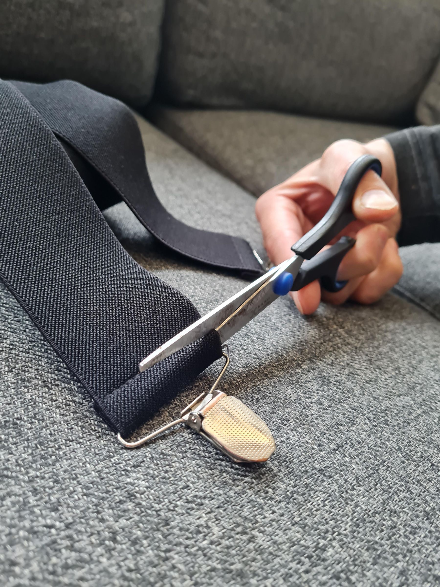 Towel Clips From Used Suspenders : 3 Steps - Instructables