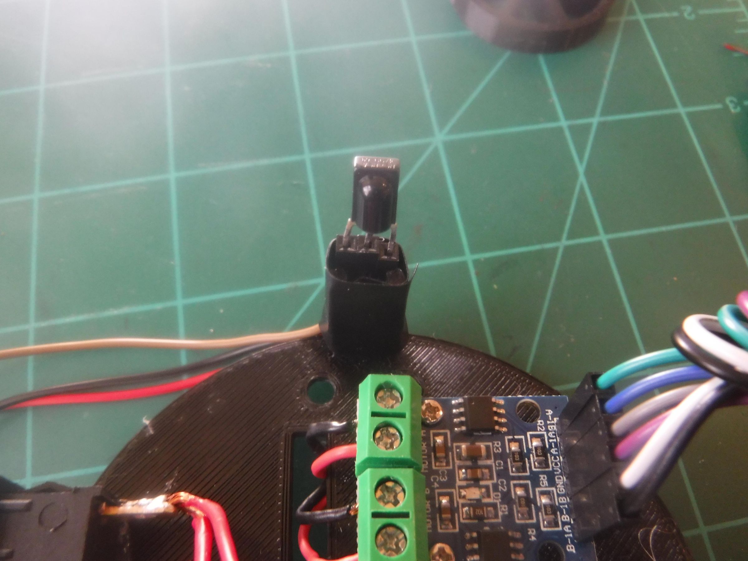 IR Controlled Car : 10 Steps (with Pictures) - Instructables