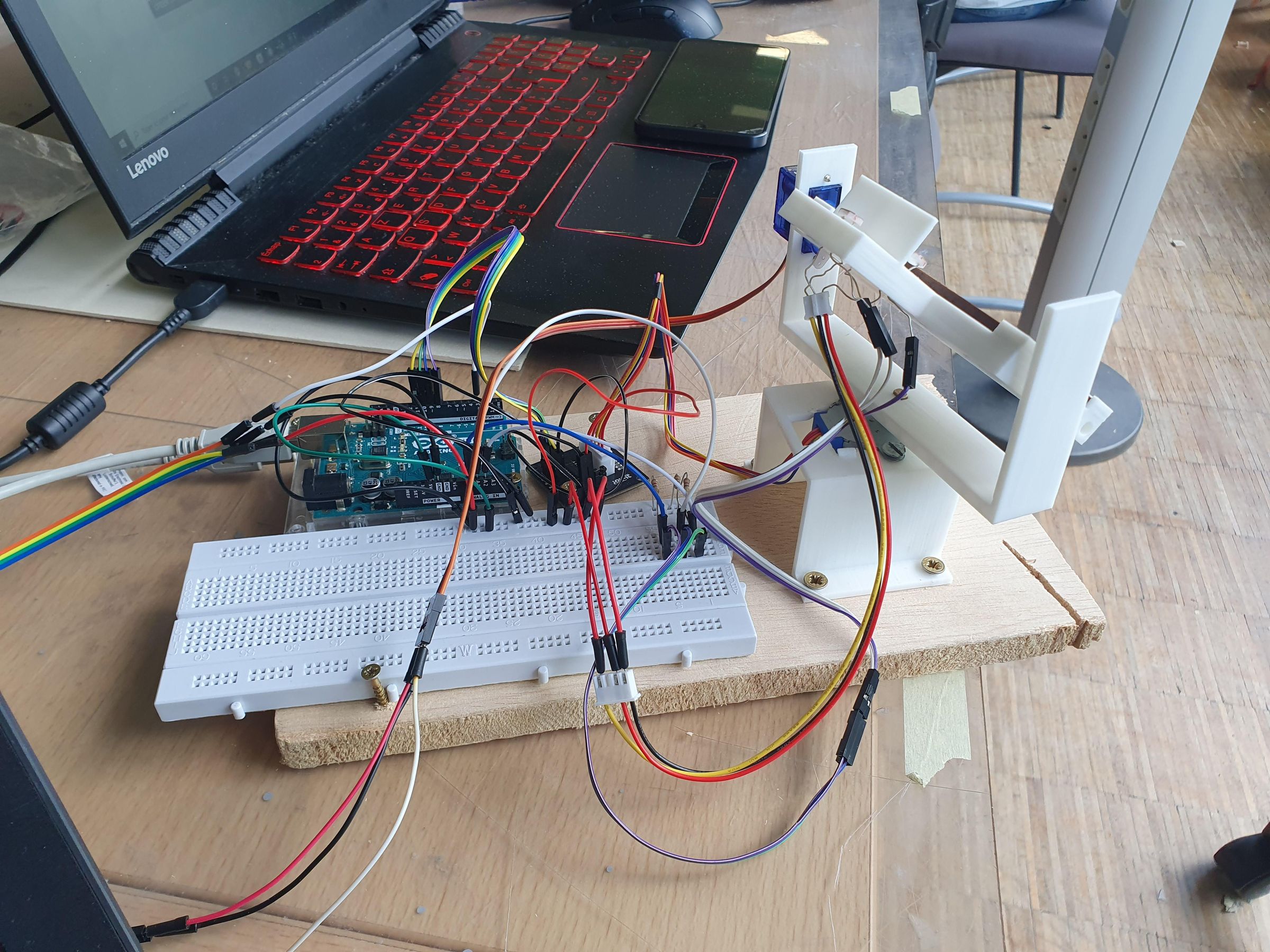 Solar Tracker : 5 Steps - Instructables