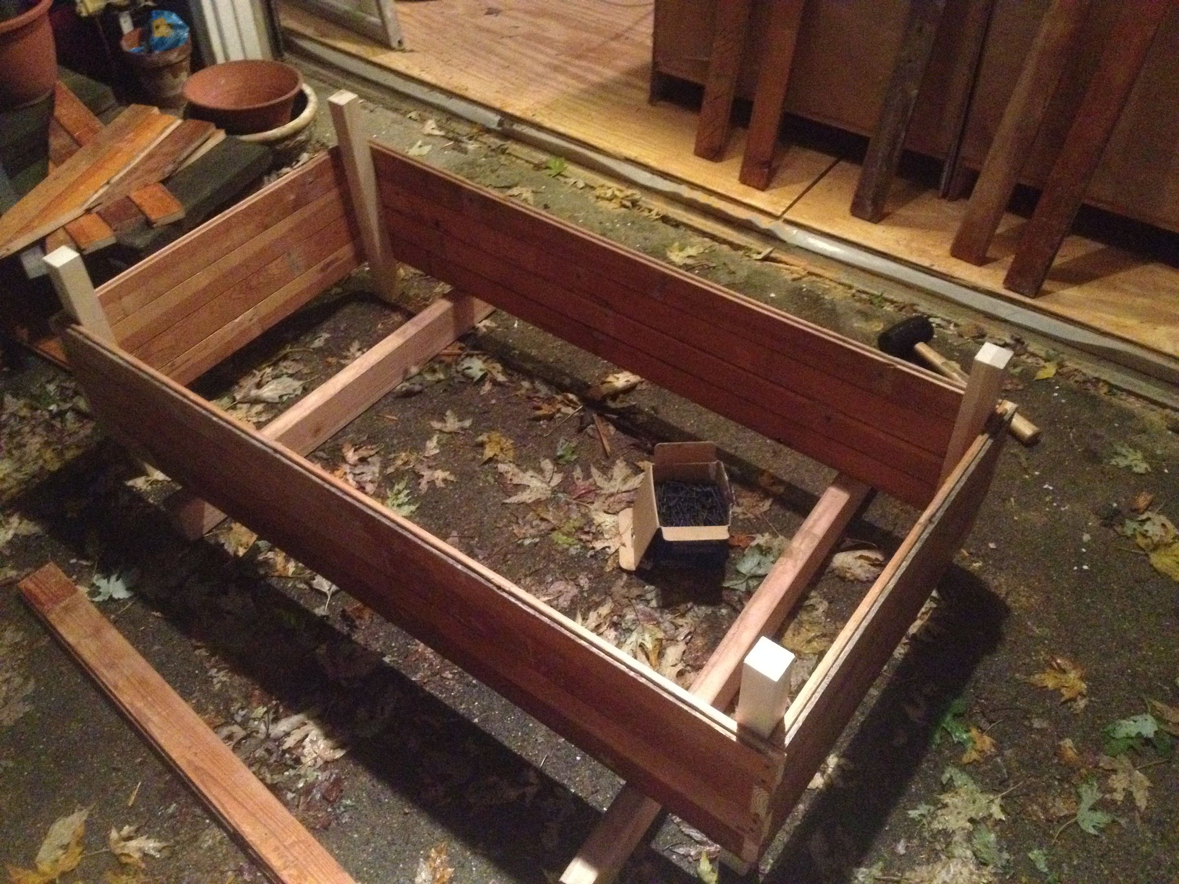 Winterize Your Garden With a Cold Frame : 9 Steps (with Pictures ...