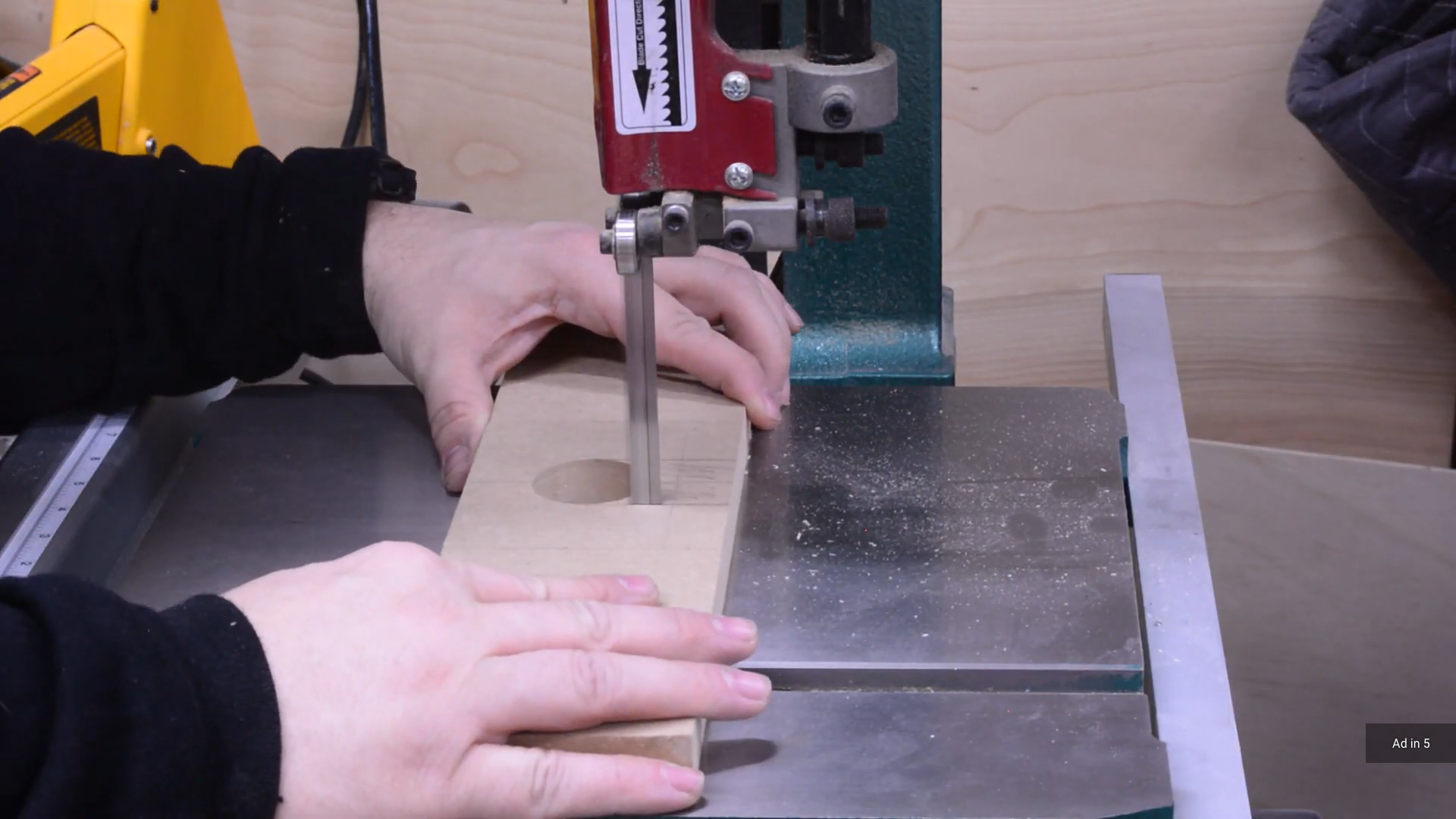 How to Build a Portable Router Table | DIY Woodworking Shop Project ...