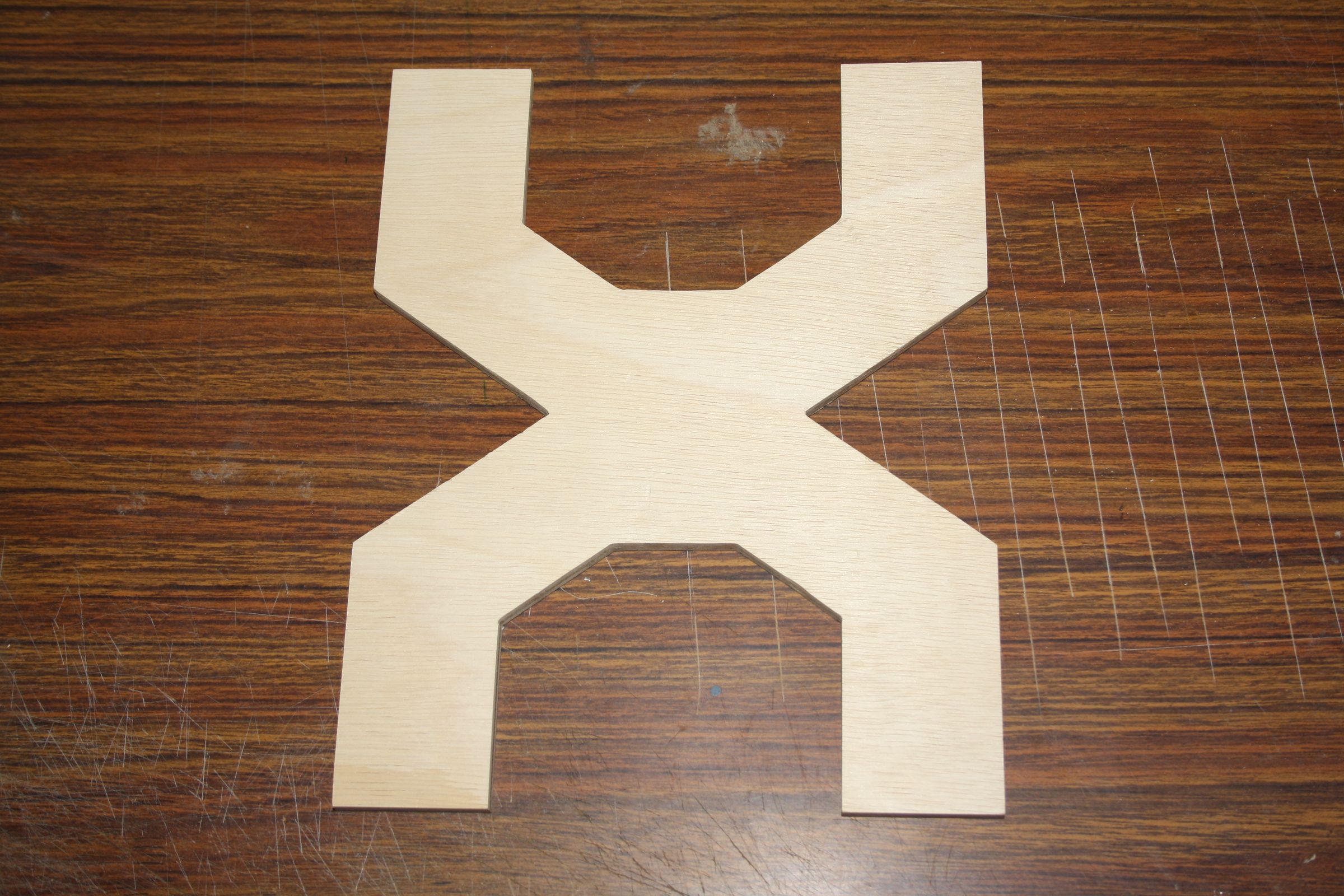 Table-Top Scissors | the Cutting Edge of Technology! : 17 Steps (with ...