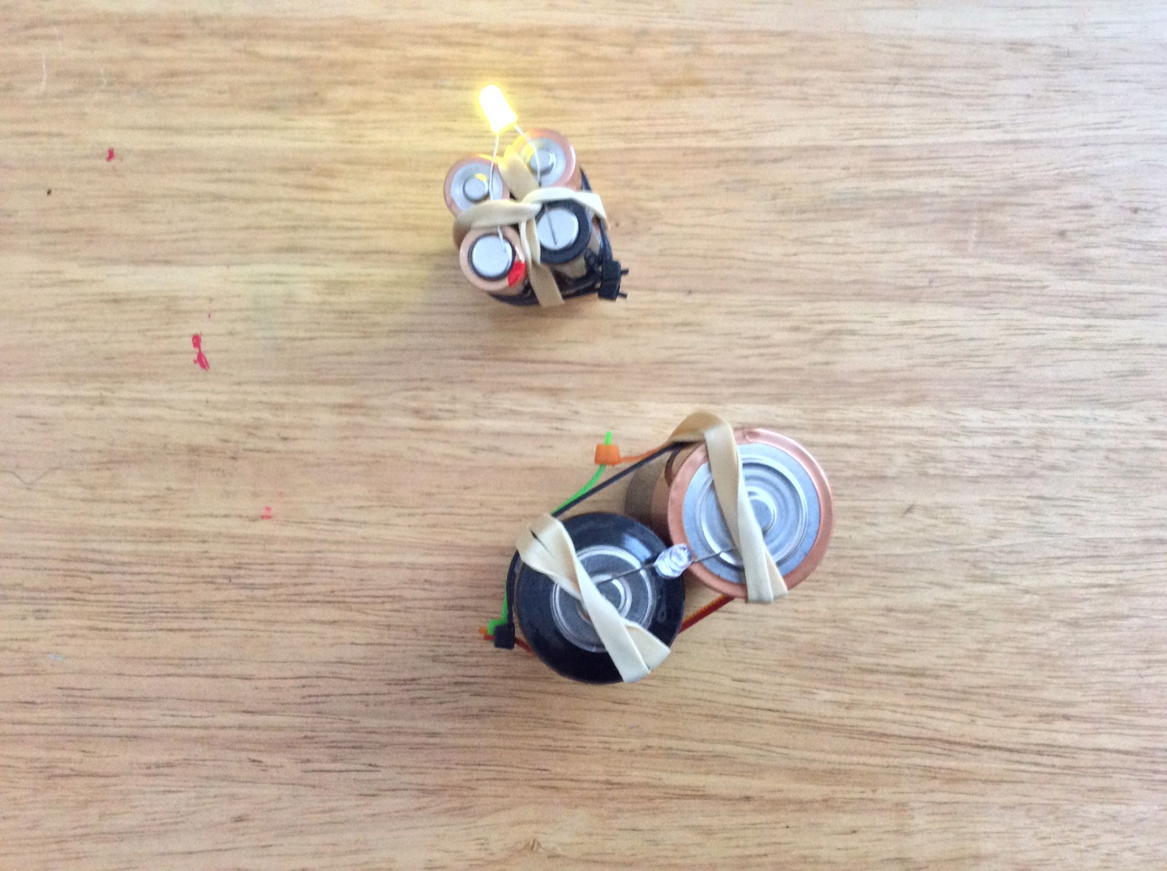 Fun and Easy Battery Powered LEDs : 6 Steps - Instructables