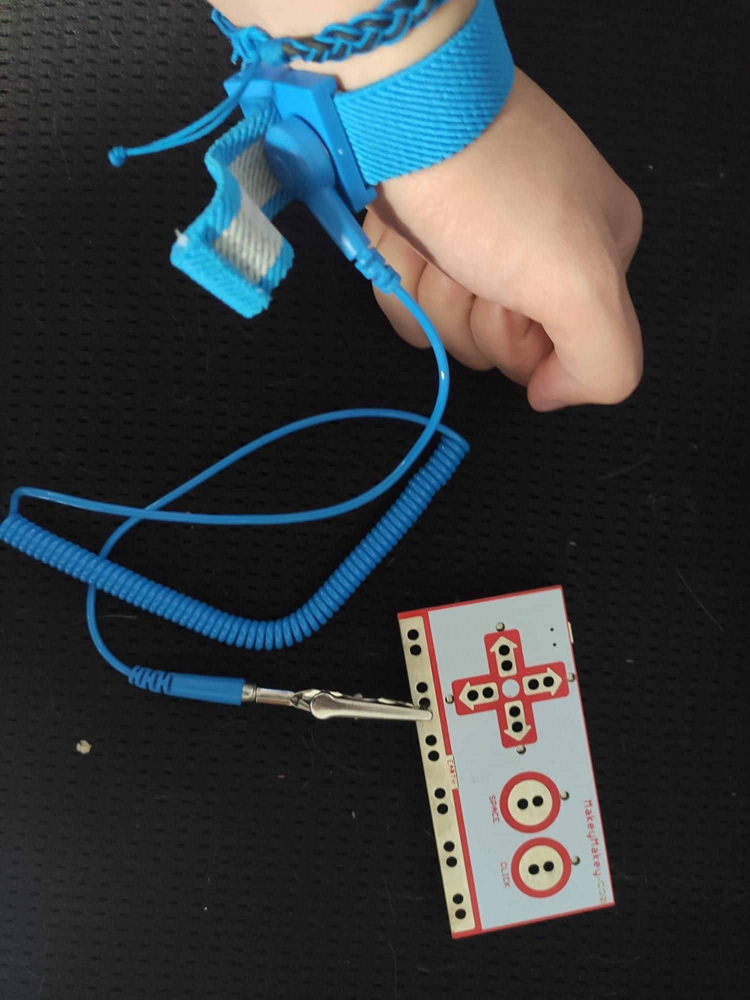 Manette Géante / Giant Controller : 14 Steps (with Pictures ...