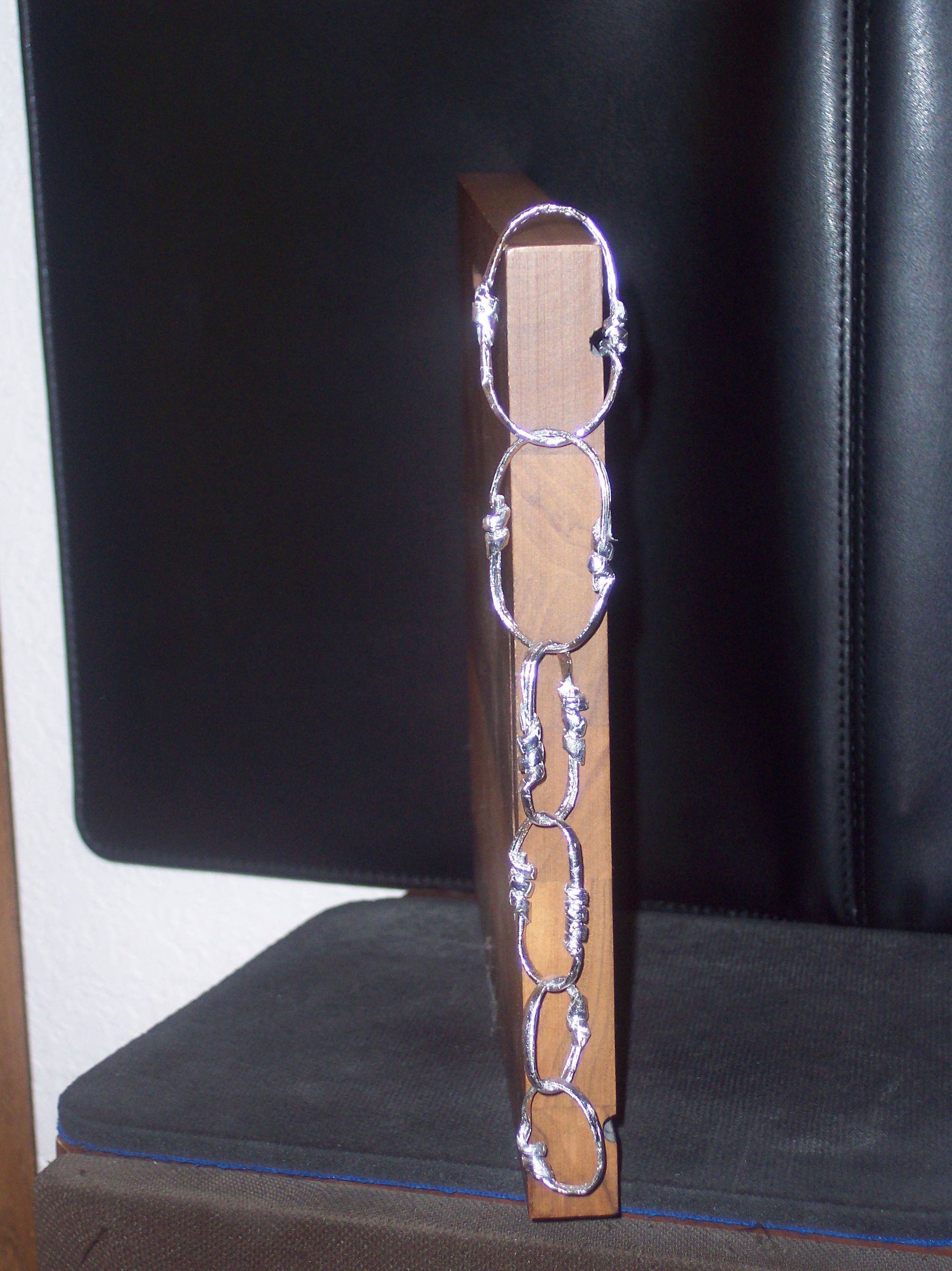 Gum Wrapper Chain-links : 9 Steps - Instructables