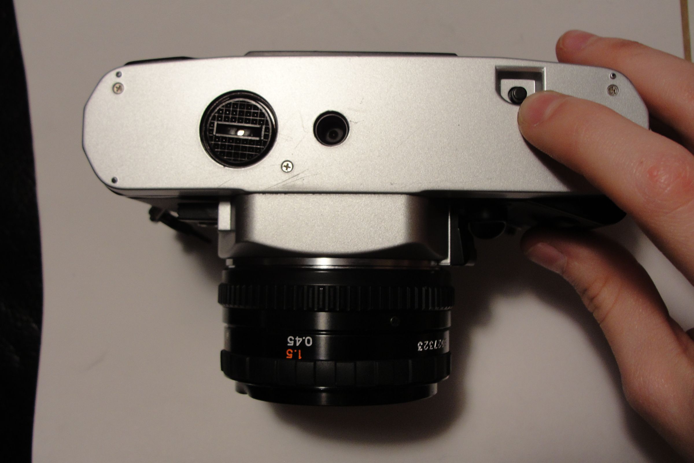 How to Load Film Into a 35mm Camera : 13 Steps (with Pictures ...