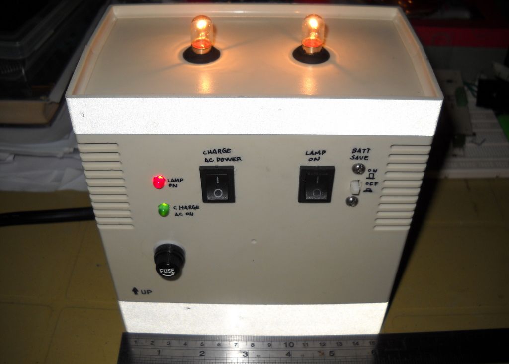 Rechargeable Emergency Lamp : 7 Steps - Instructables