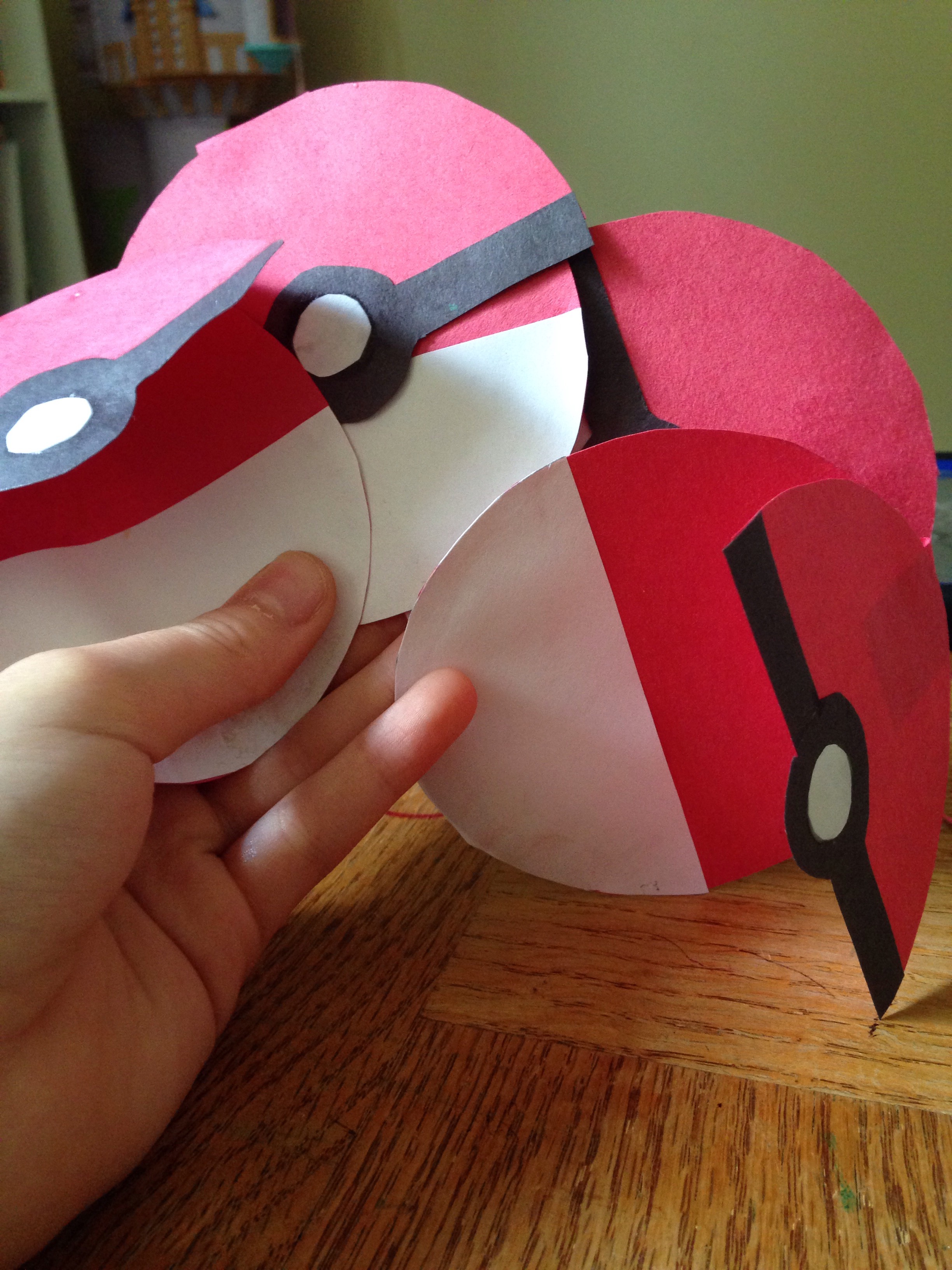 DIY Paper Pokè Balls : 24 Steps - Instructables