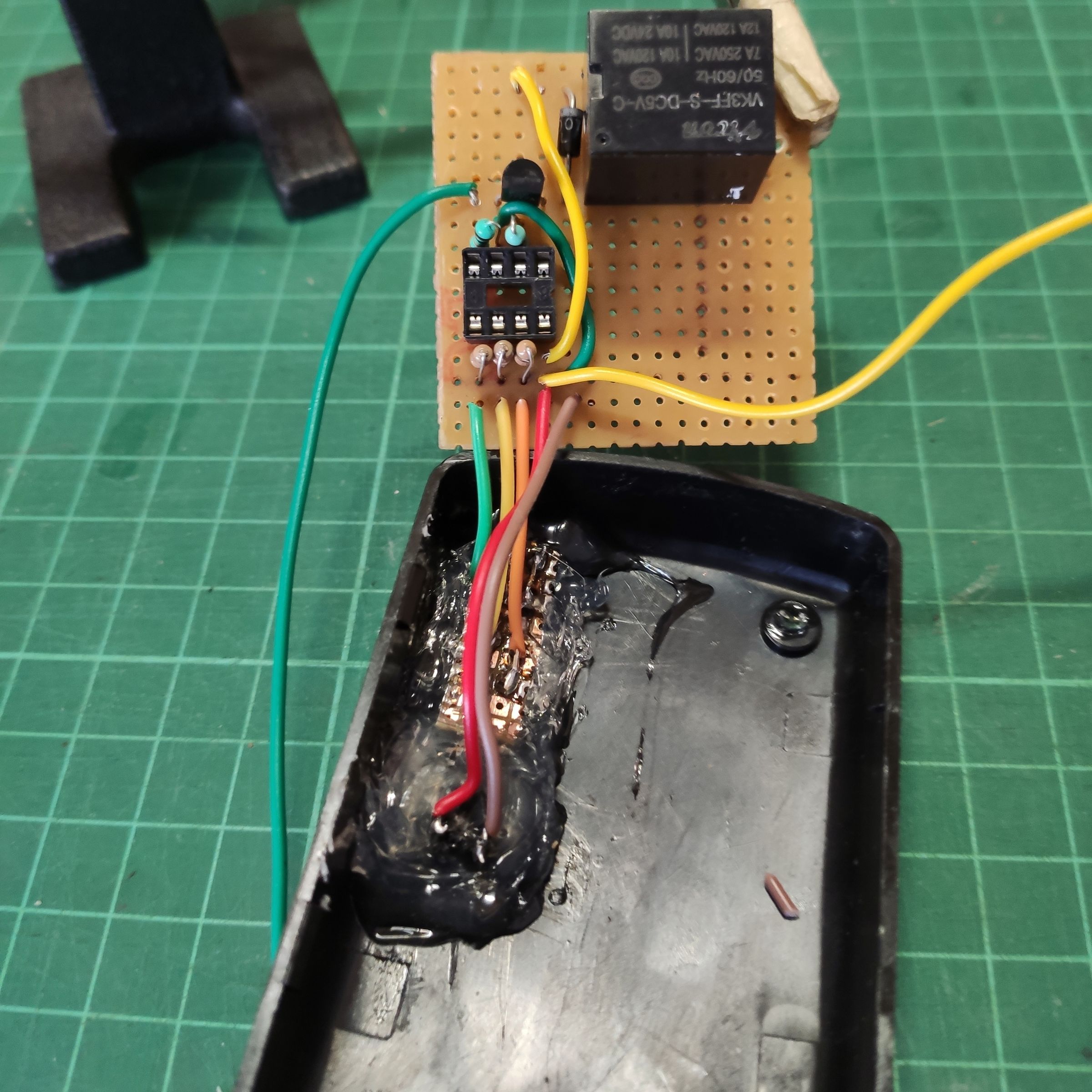 Mobile Charger Timer Using Attiny85 : 9 Steps (with Pictures ...
