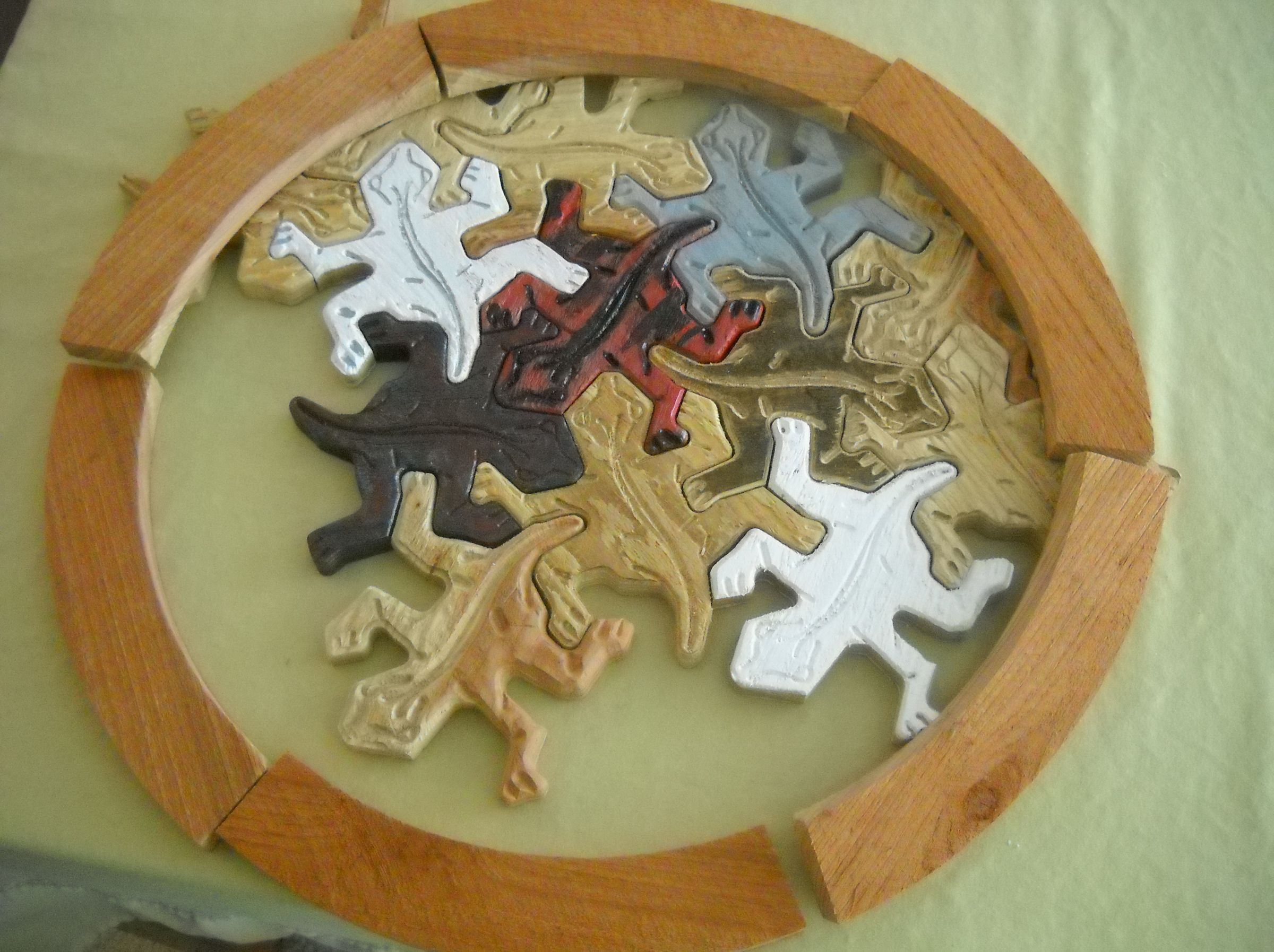 Make an MC Escher Reptiles Table : 11 Steps (with Pictures) - Instructables