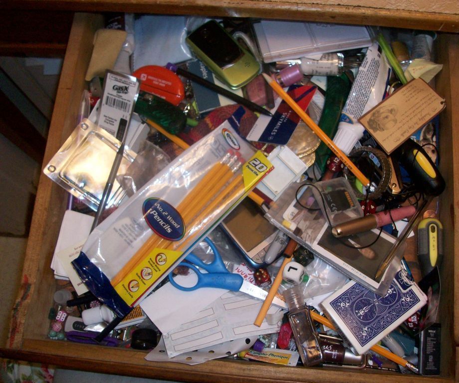 Declutter Your Desk Drawers : 4 Steps - Instructables