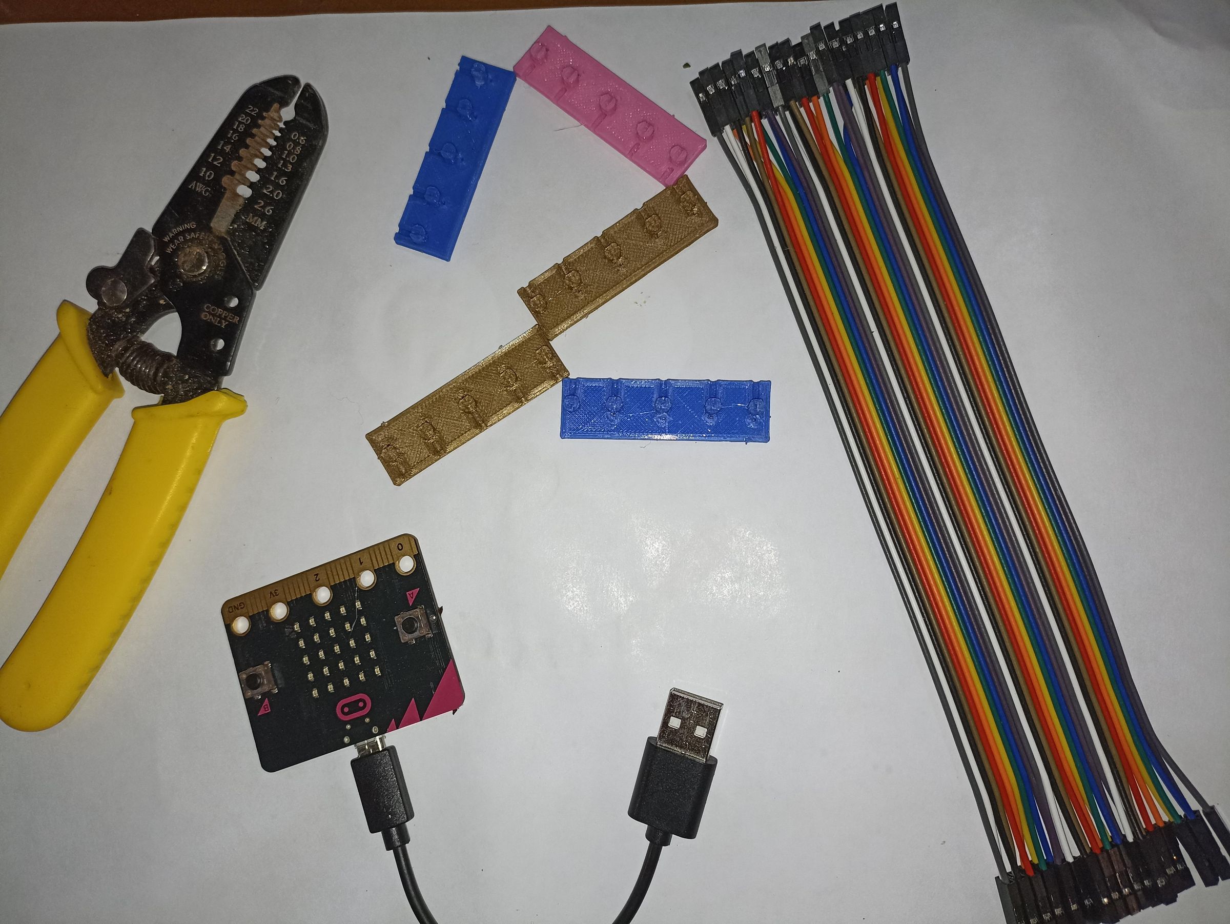 Simple Conector Para Microbit : 4 Steps (with Pictures) - Instructables