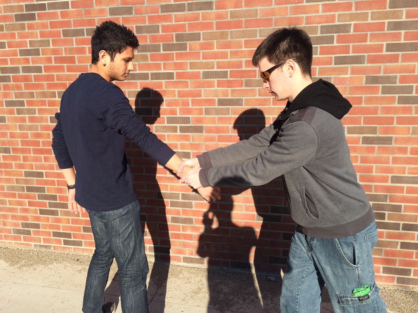 Escaping a Two Handed Arm Grab : 6 Steps - Instructables