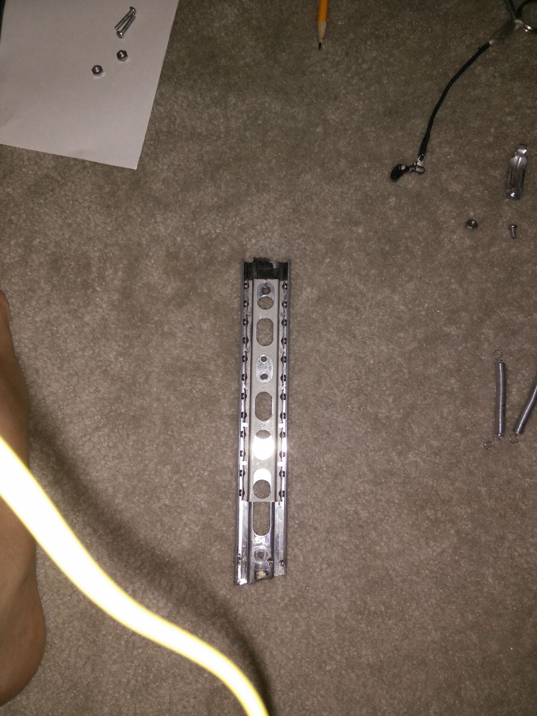 Assassins Creed Hidden Blade : 9 Steps - Instructables