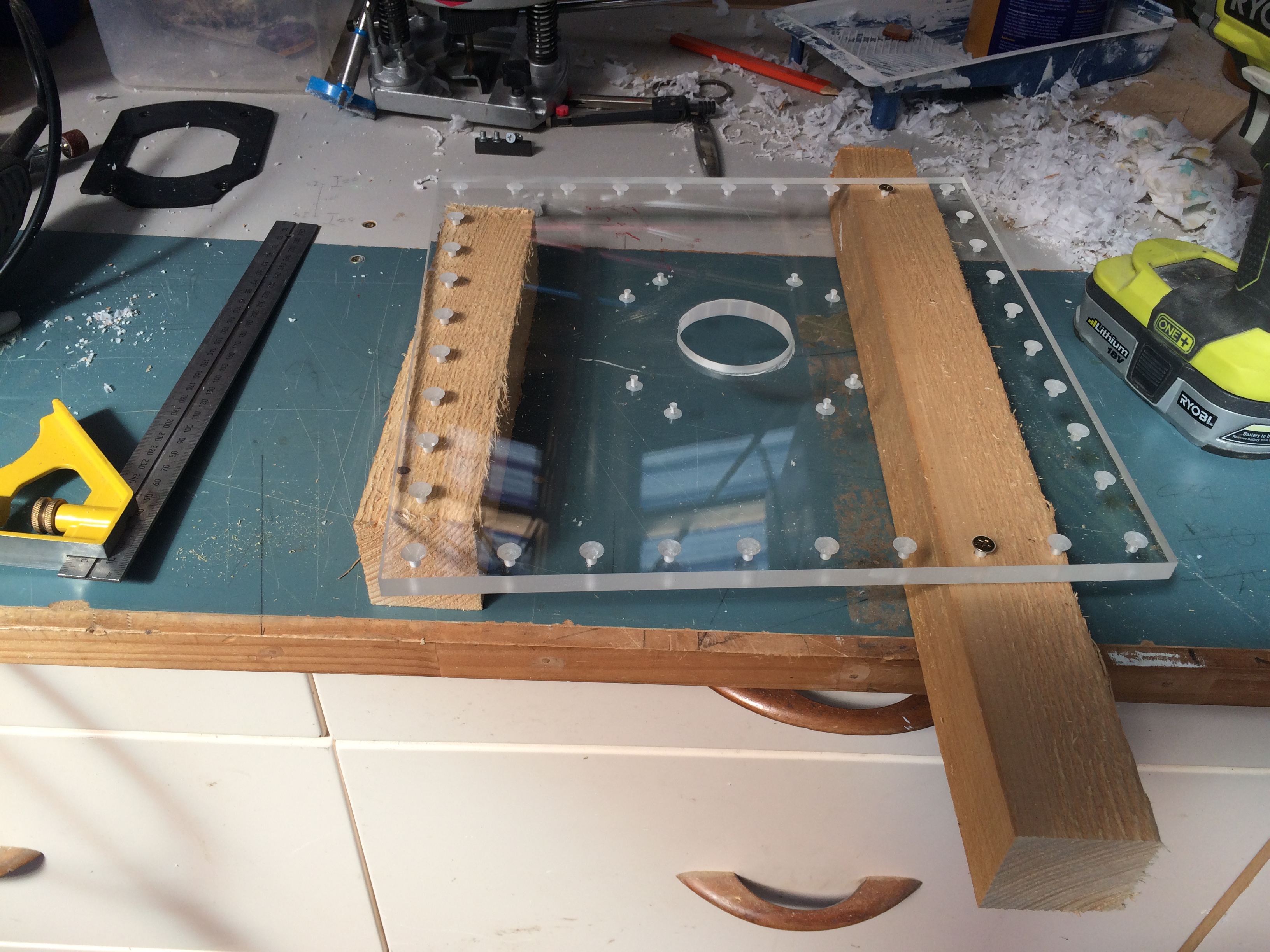 Versatile Router Jig 4 Steps Instructables