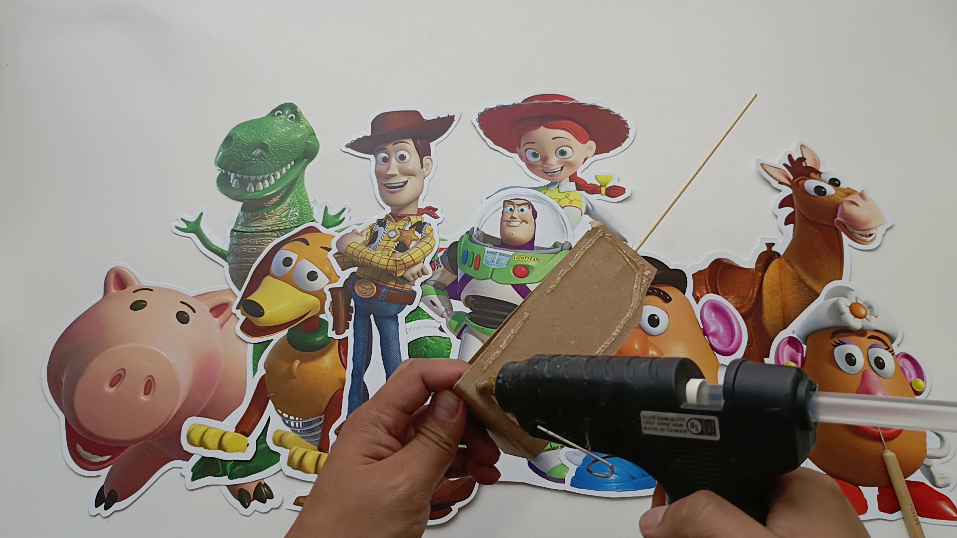 Toy Story Birthday Decoration : 28 Steps (with Pictures) - Instructables