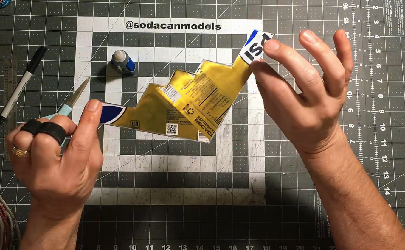 How to Build a Soda Can Airplane B-2 Bomber With Just 6 Aluminum Cans : 7 Steps - Instructables