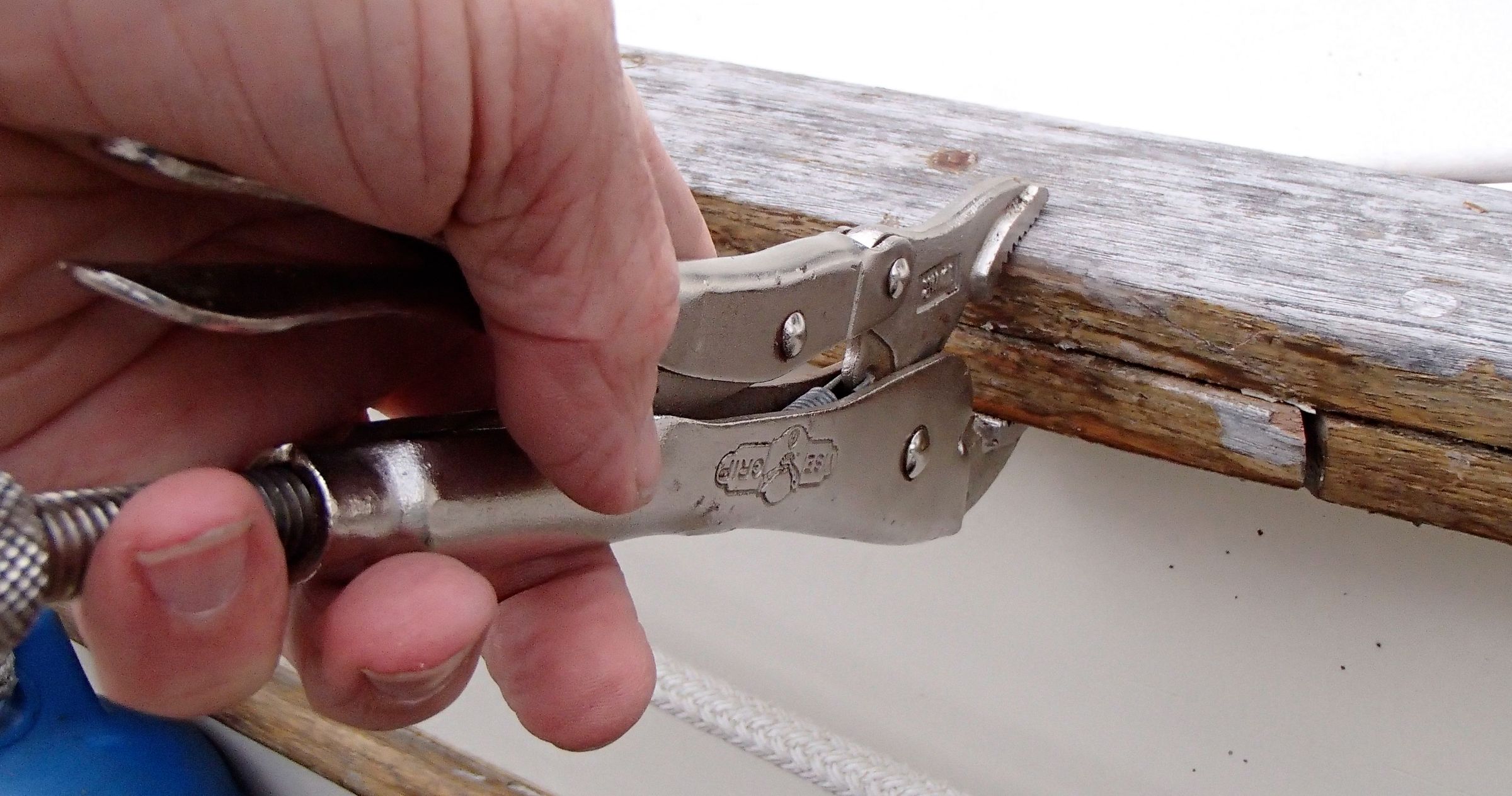 Repair the Cap Rail on a Sailboat : 4 Steps (with Pictures) - Instructables