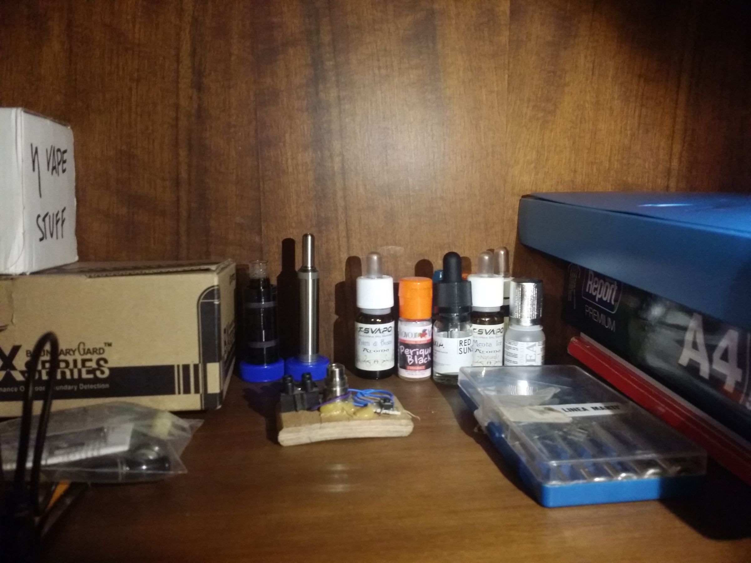 Bottle Cap Atomizer Holder : 3 Steps - Instructables