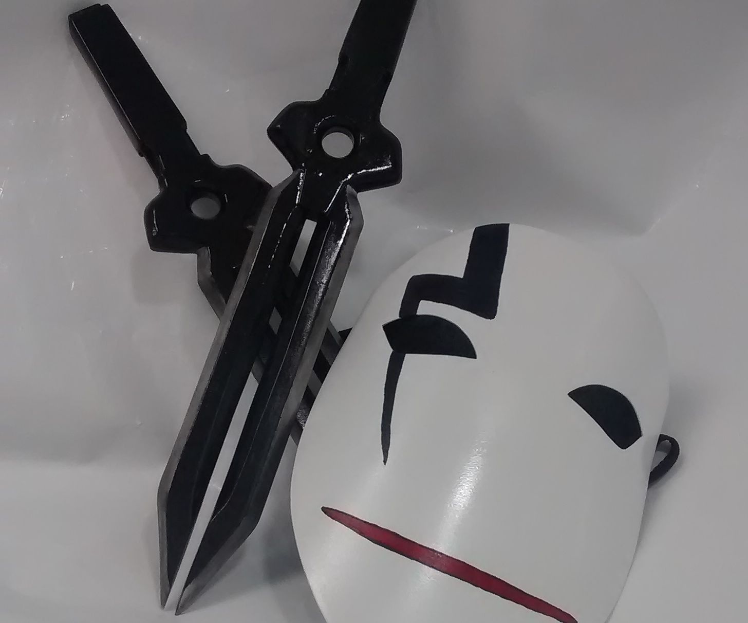 Dagger Props (Darker Than Black) : 8 Steps (with Pictures) - Instructables