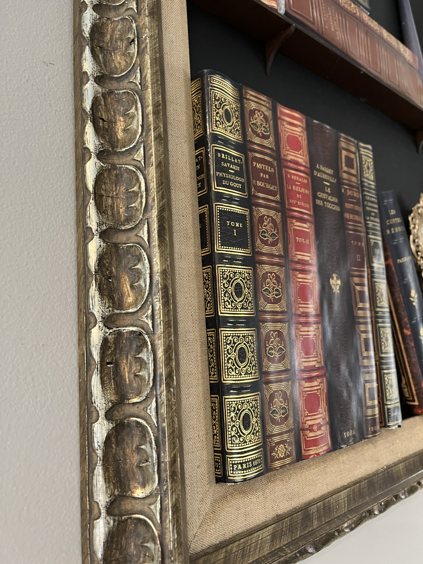 Faux Bookshelf Frame : 8 Steps (with Pictures) - Instructables
