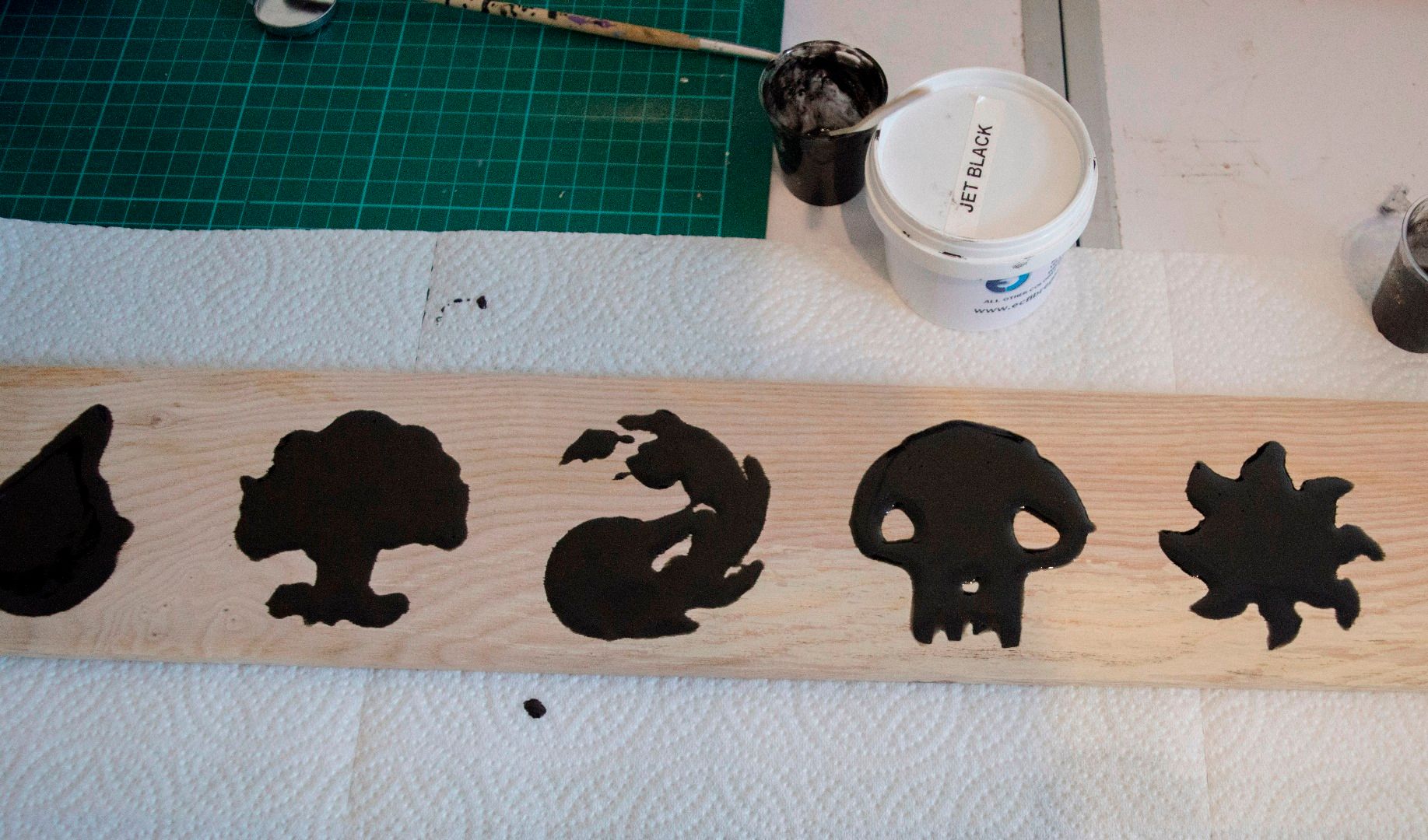 MTG Mana Coasters : 5 Steps (with Pictures) - Instructables