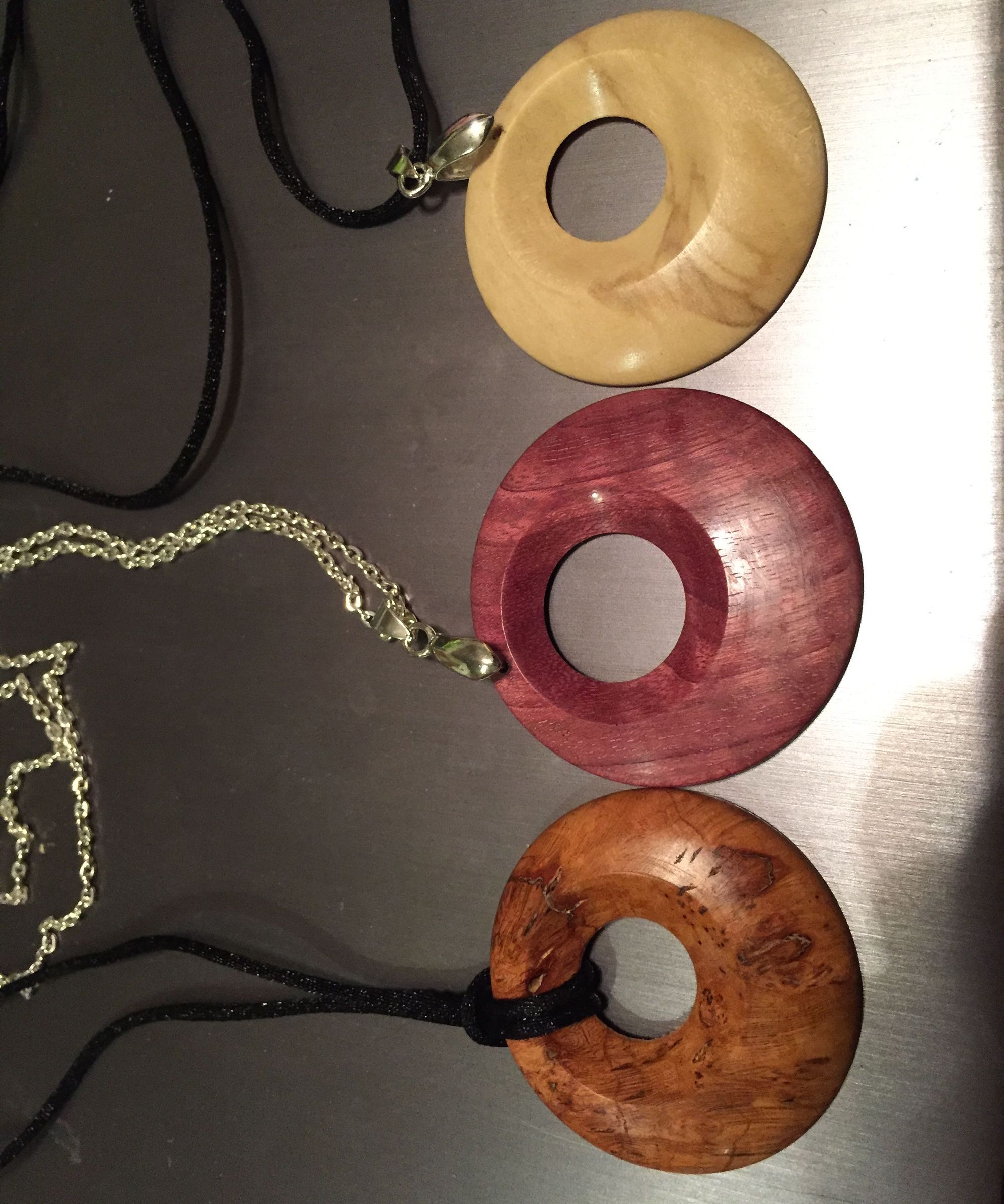 Offset Wooden Pendant : 8 Steps (with Pictures) - Instructables