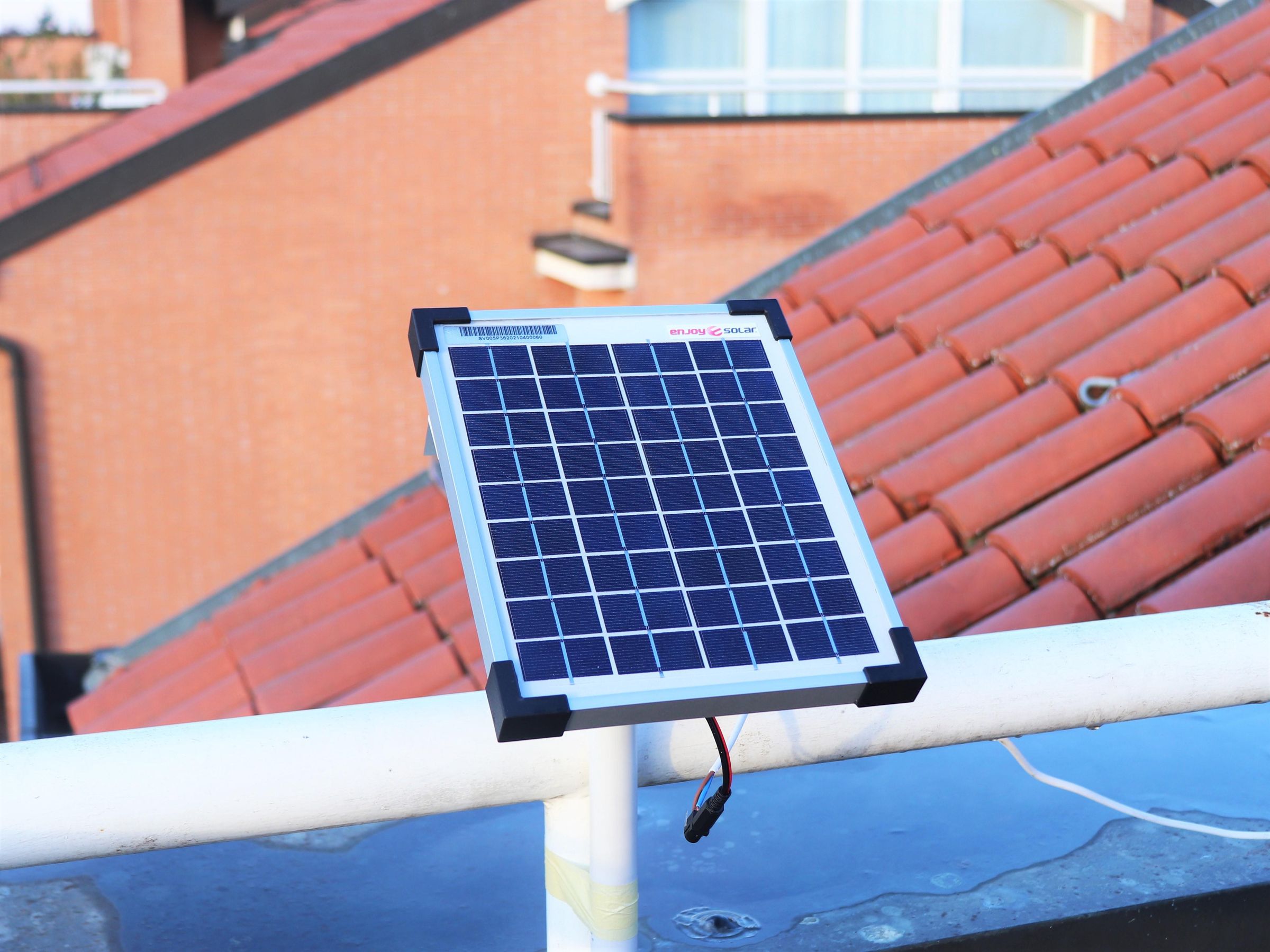 Solar Power for Arduino/ESP32 : 7 Steps (with Pictures) - Instructables