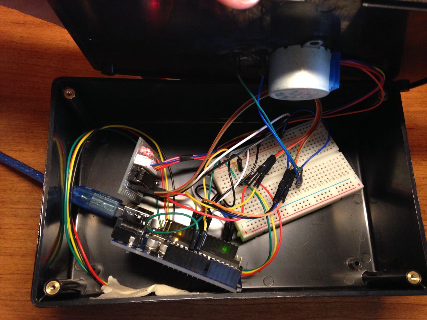 Spinning Tardis : 6 Steps - Instructables