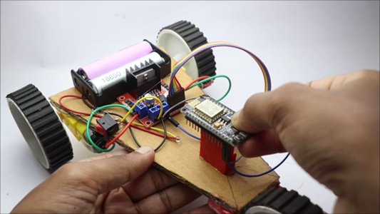 Make Very Easy Robot Car That Is Smartphone Controlled : 7 Steps (with ...