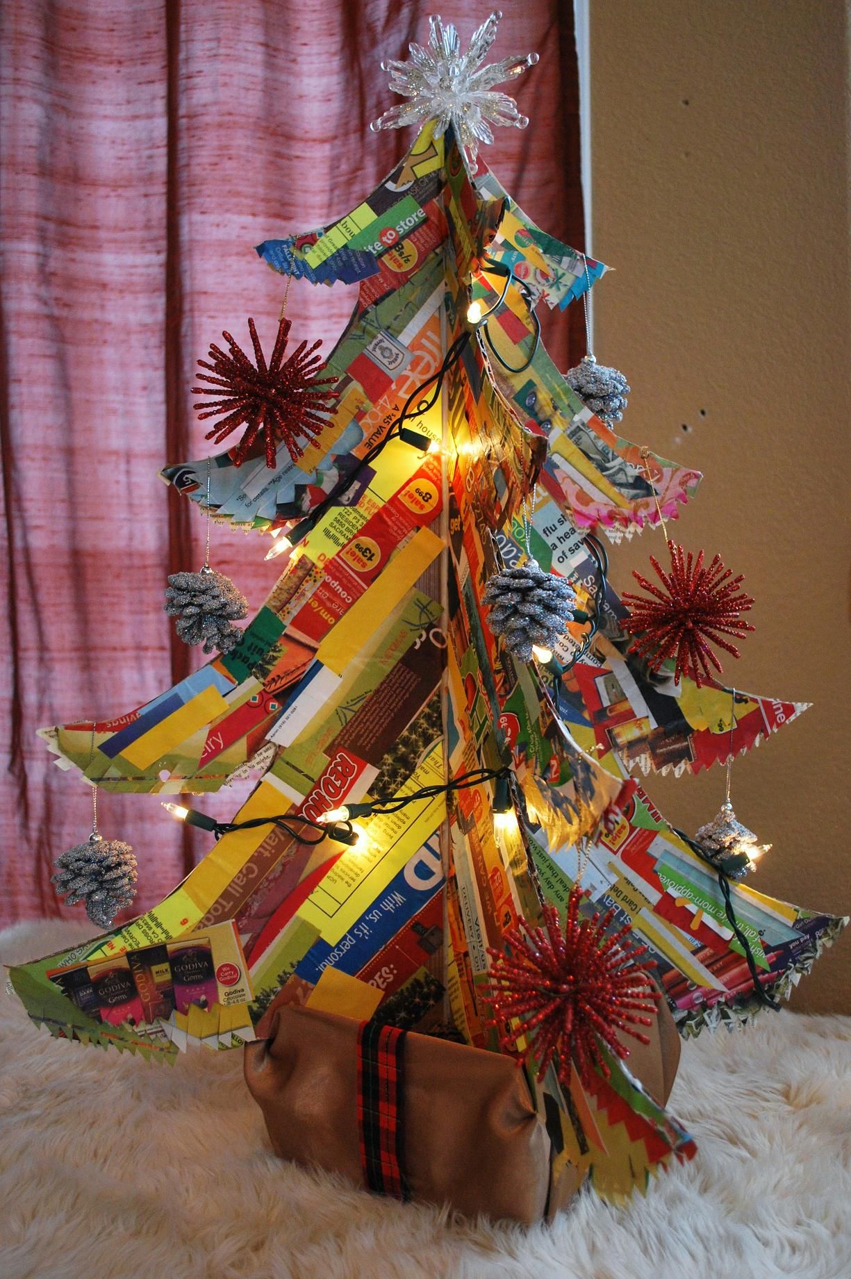 Junk Mail Christmas Tree : 5 Steps (with Pictures) - Instructables