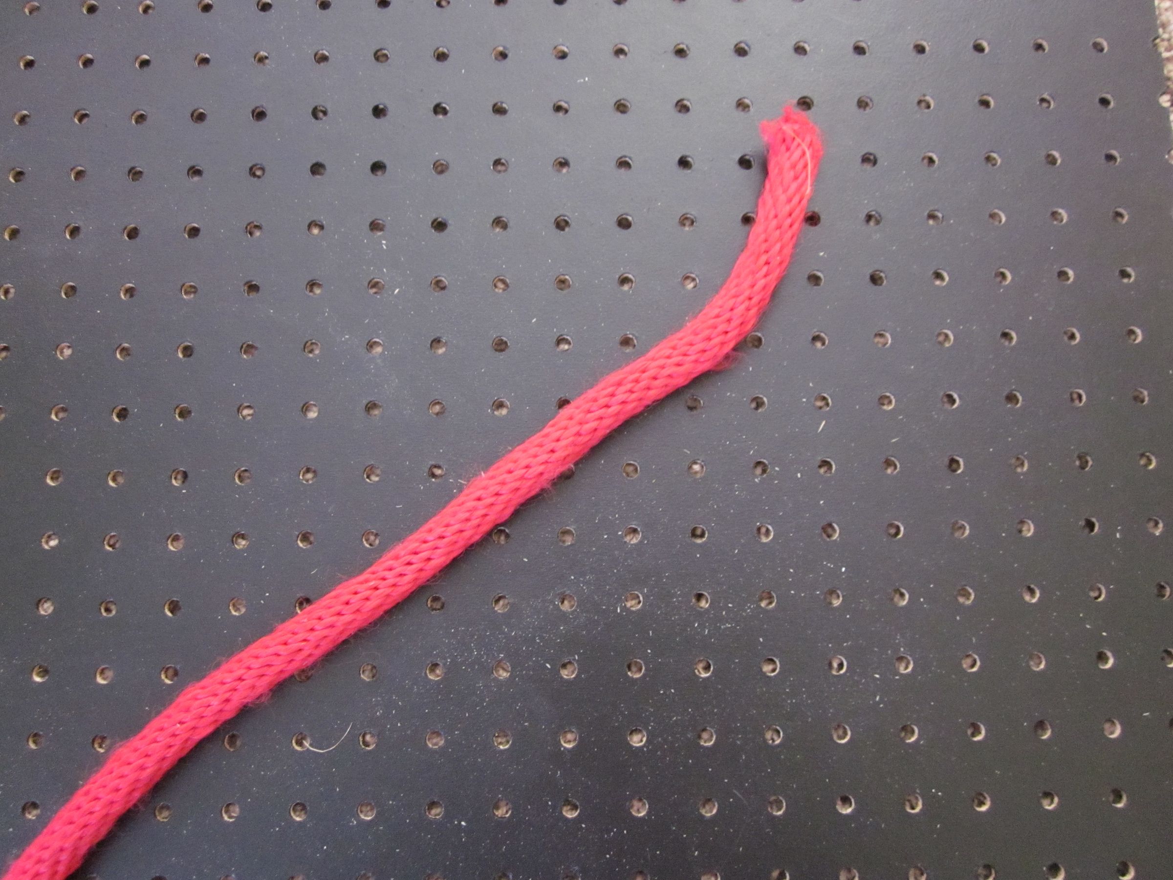 Part 1 of My Knot Series: the Overhand Knot (with Pictures) - Instructables
