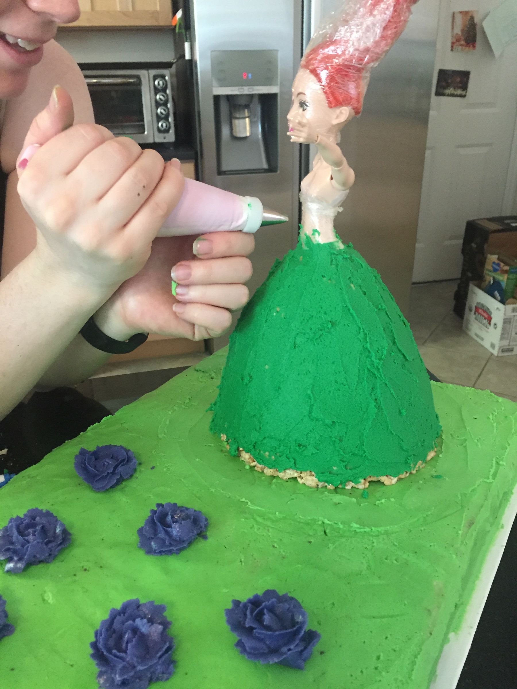 Poison Ivy Birthday Cake Gluten Free : 3 Steps - Instructables