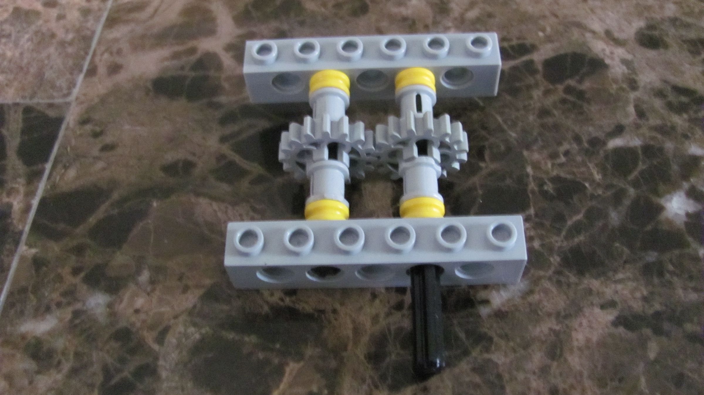 LEGO Technic One-Way Gear Mechanism : 3 Steps - Instructables
