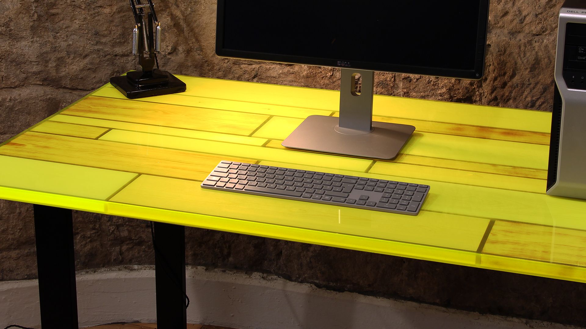 DIY RESIN PLANK TABLE - How to Make Your Own Using GlassCast® 3 Clear ...