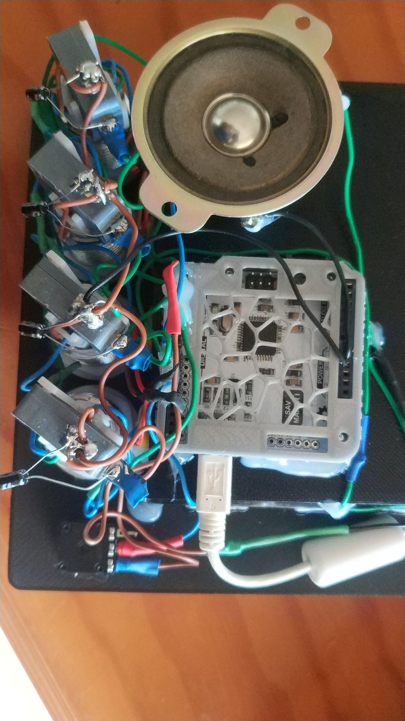 PAD HERO (Guitar Hero Using Arduino) : 6 Steps (with Pictures ...