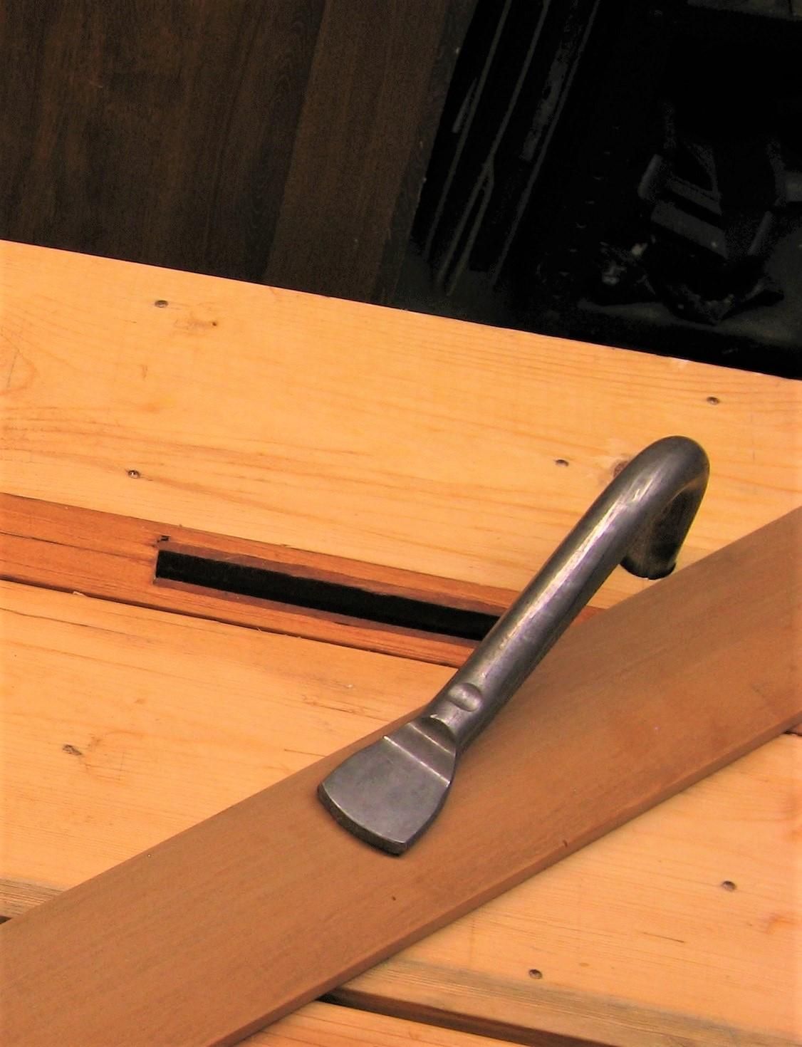 English-style Joinery Workbench : 8 Steps (with Pictures) - Instructables