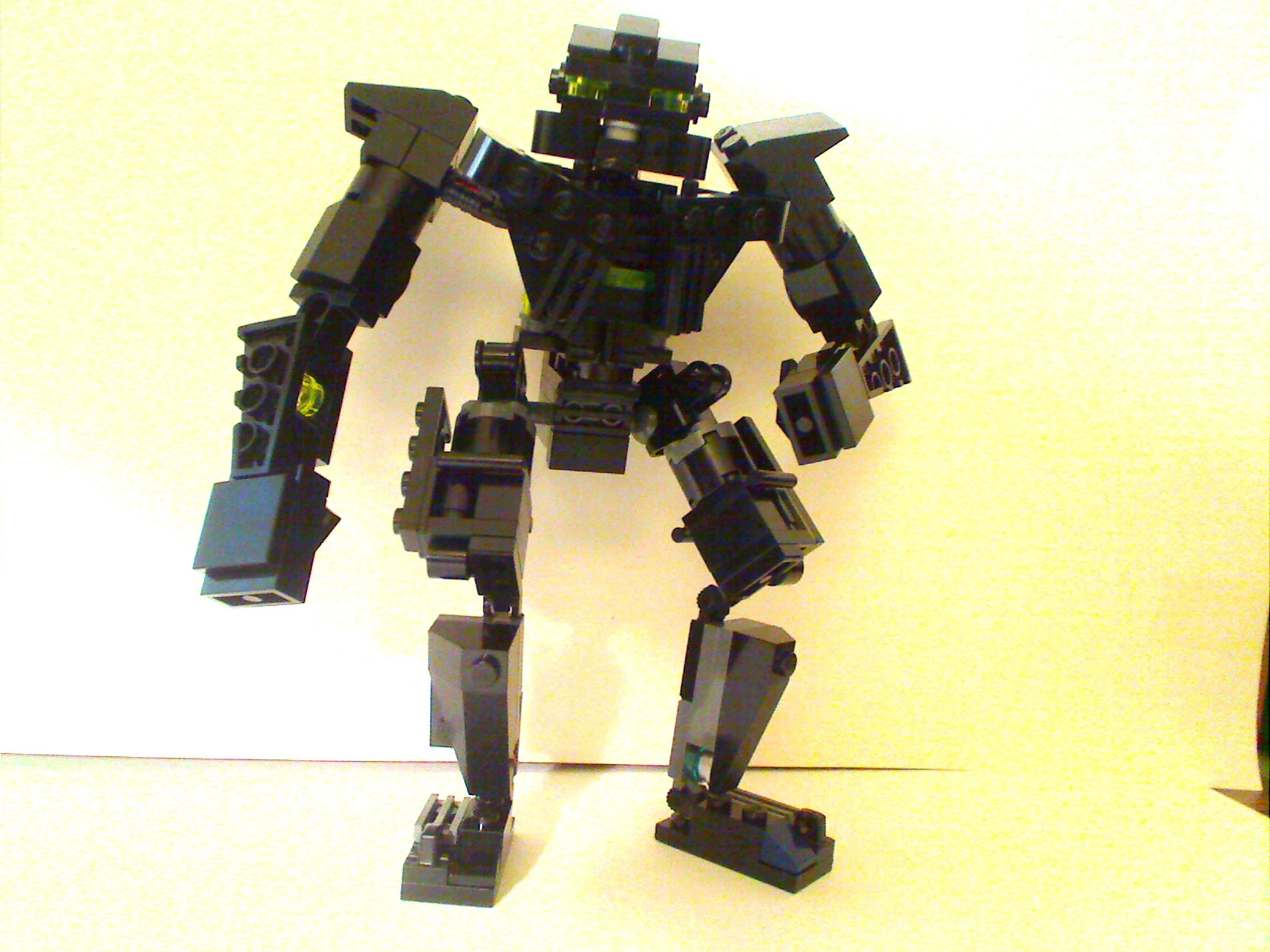 Real Steel ZEUS Out of Legos : 6 Steps (with Pictures) - Instructables