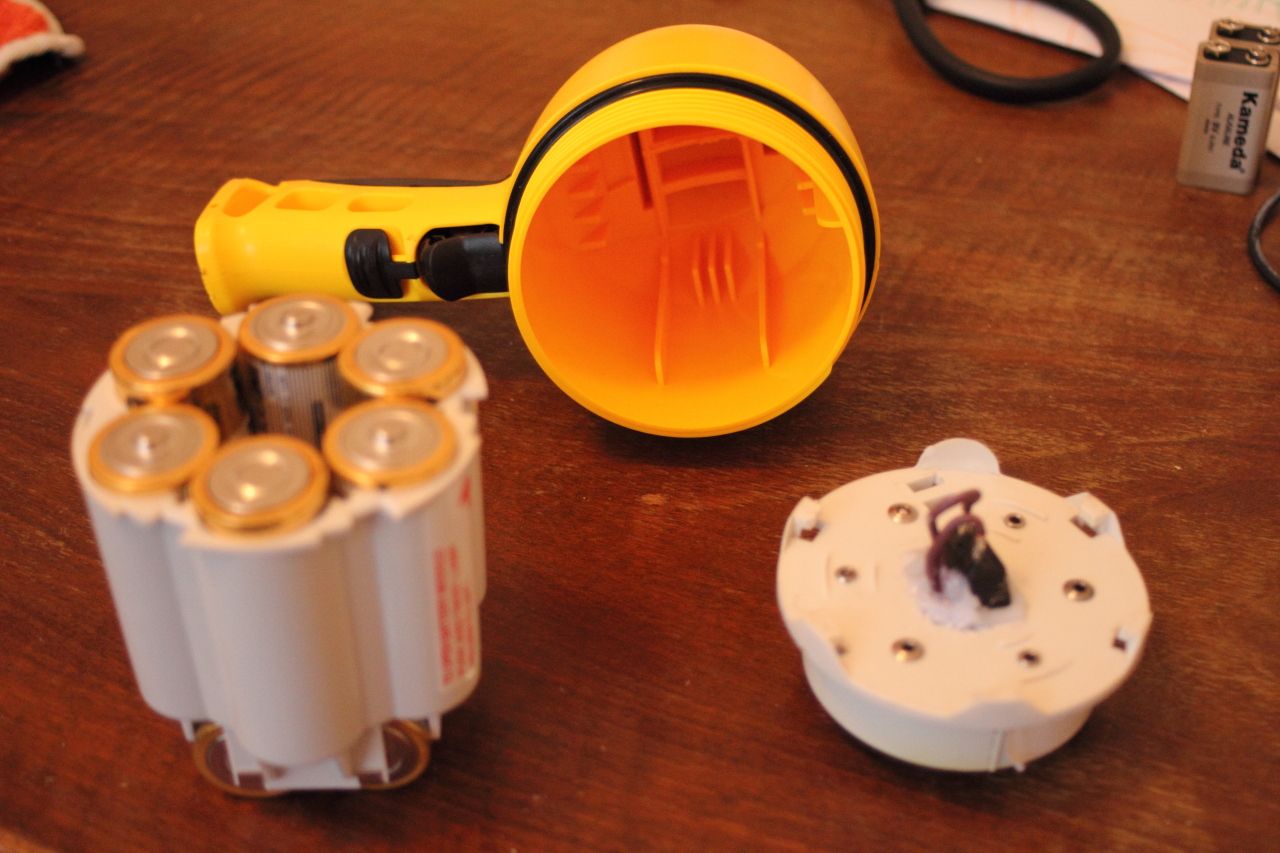 Retrofitting a Nemo 8C Dive Light With a LED Spot : 3 Steps - Instructables