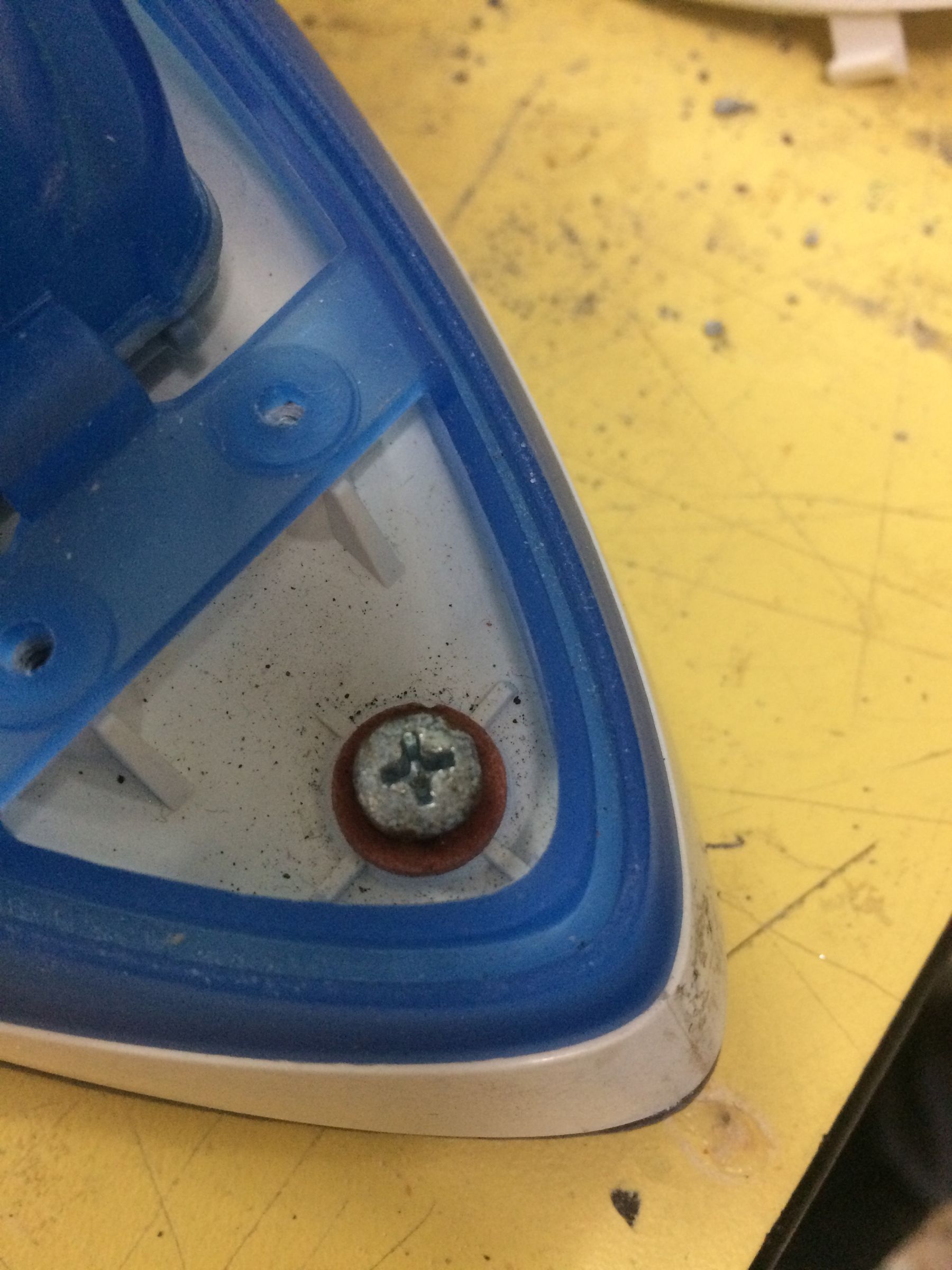 Iron Disassembly : 5 Steps - Instructables