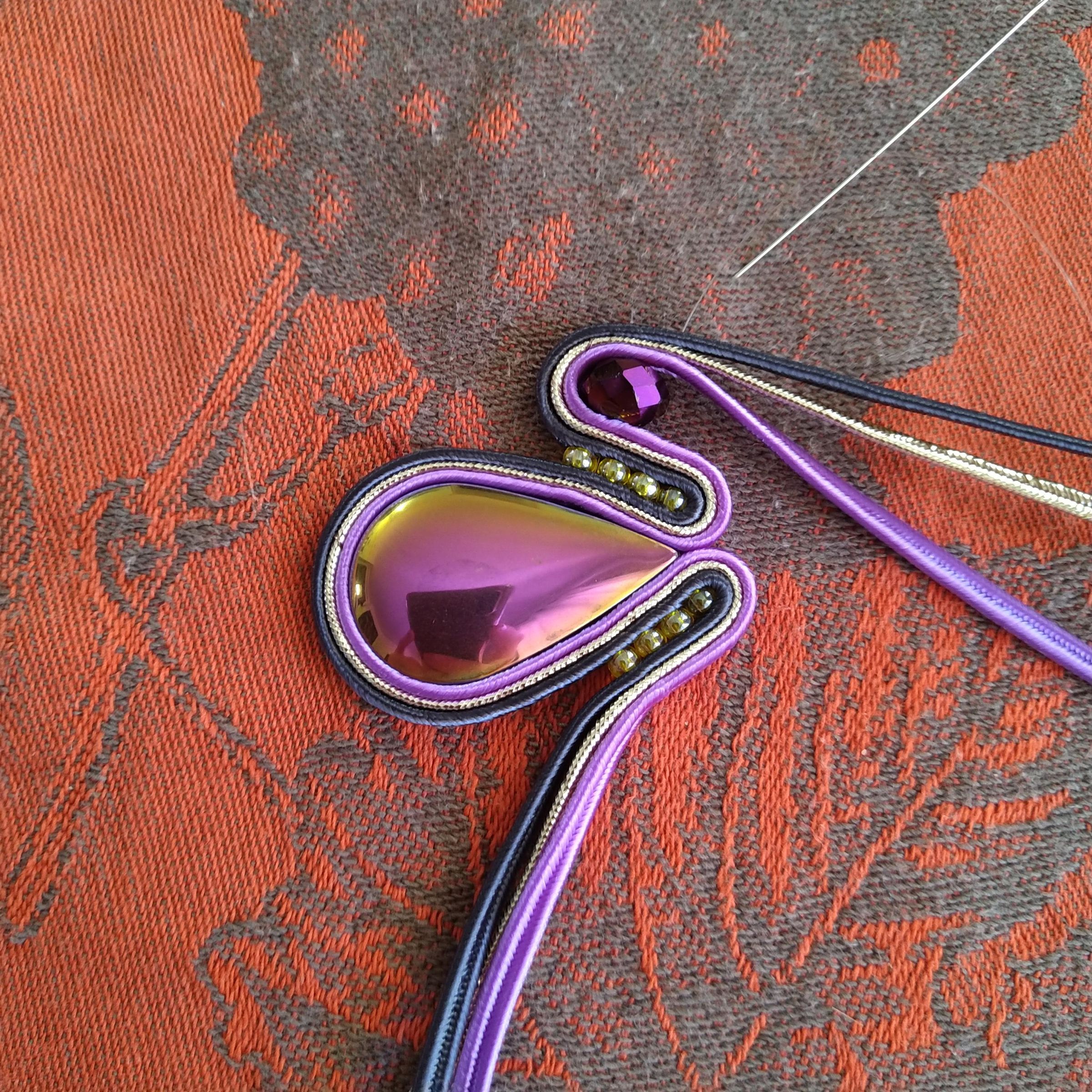 Statement Soutache Earrings : 16 Steps (with Pictures) - Instructables