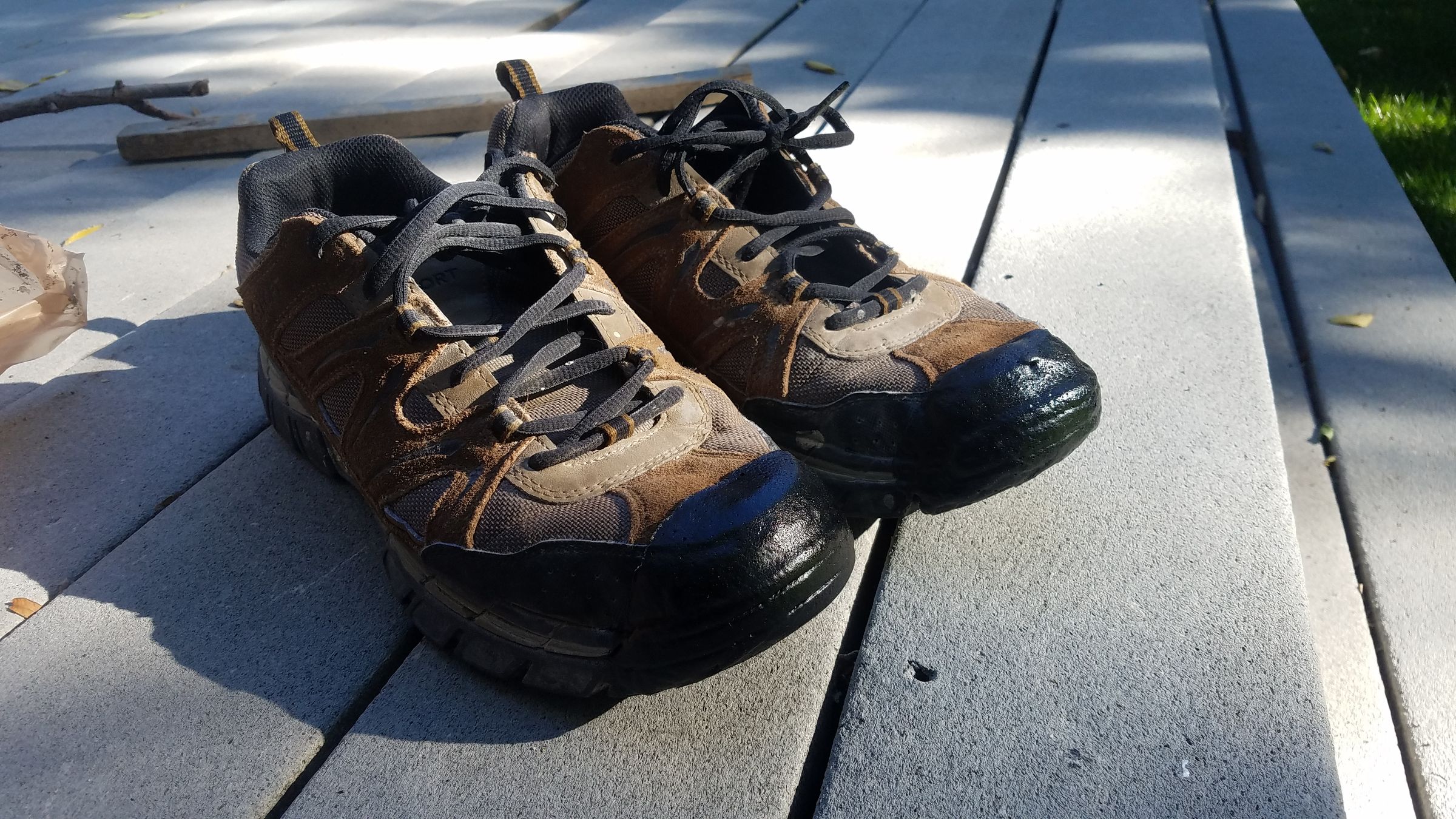 Fix Toe Shoe Holes Cheap & Easy : 7 Steps (with Pictures) - Instructables