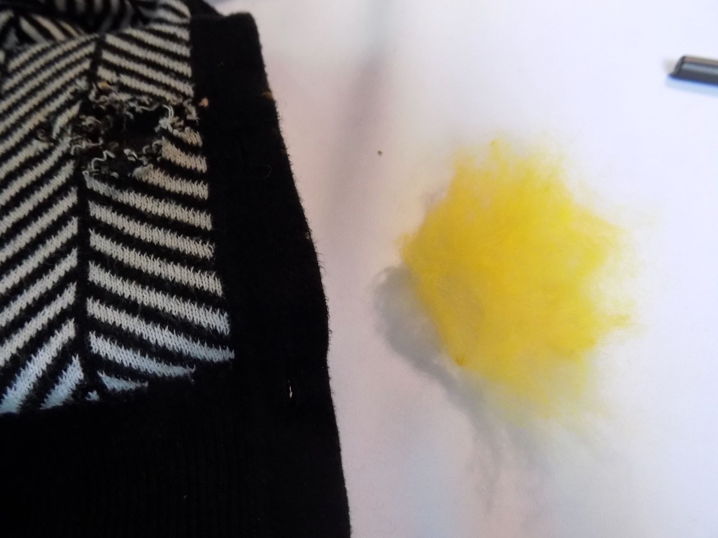 Patch a Hole With Needle Felting : 8 Steps (with Pictures) - Instructables