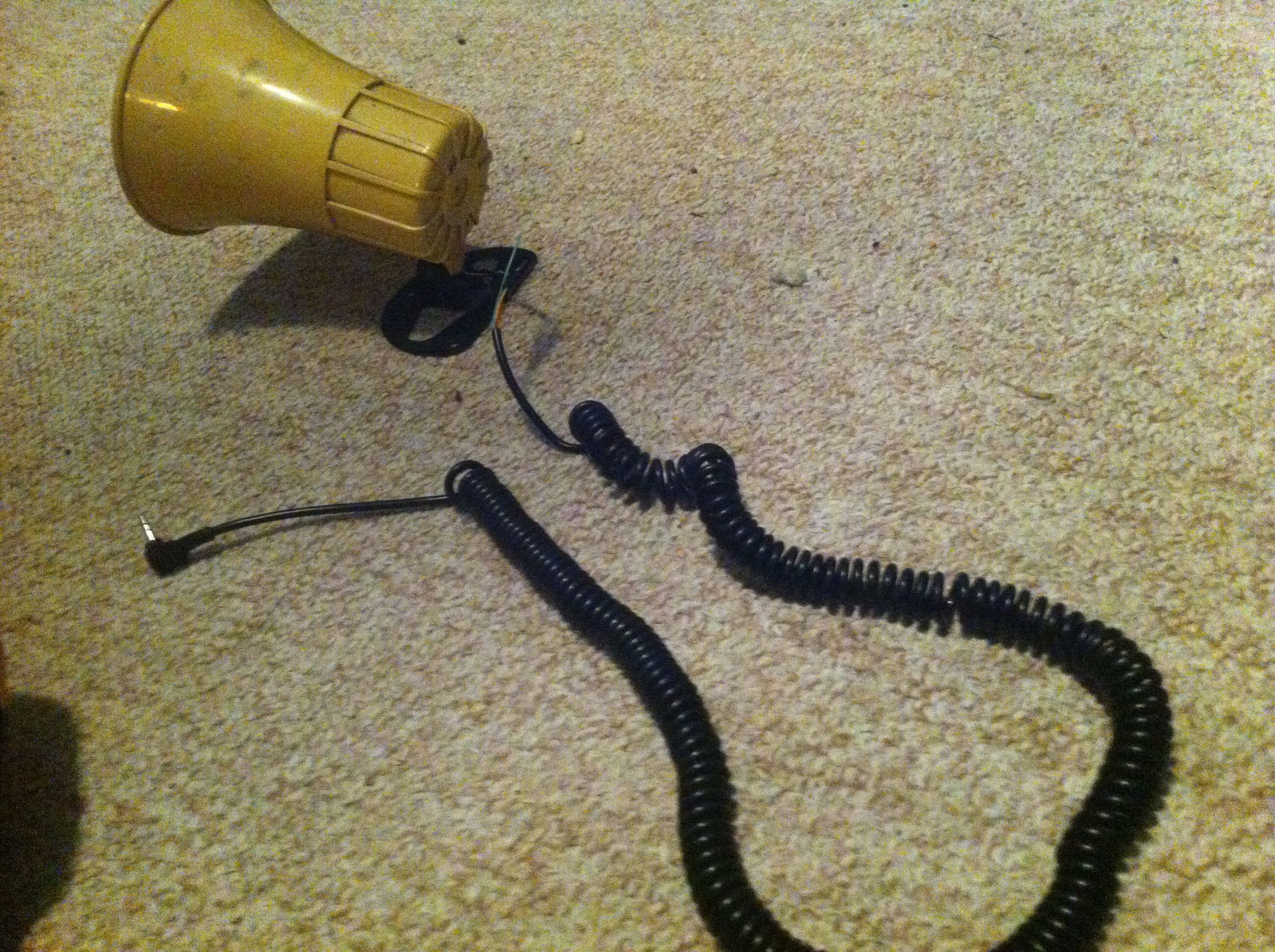 Mega Horn ReWired : 4 Steps - Instructables