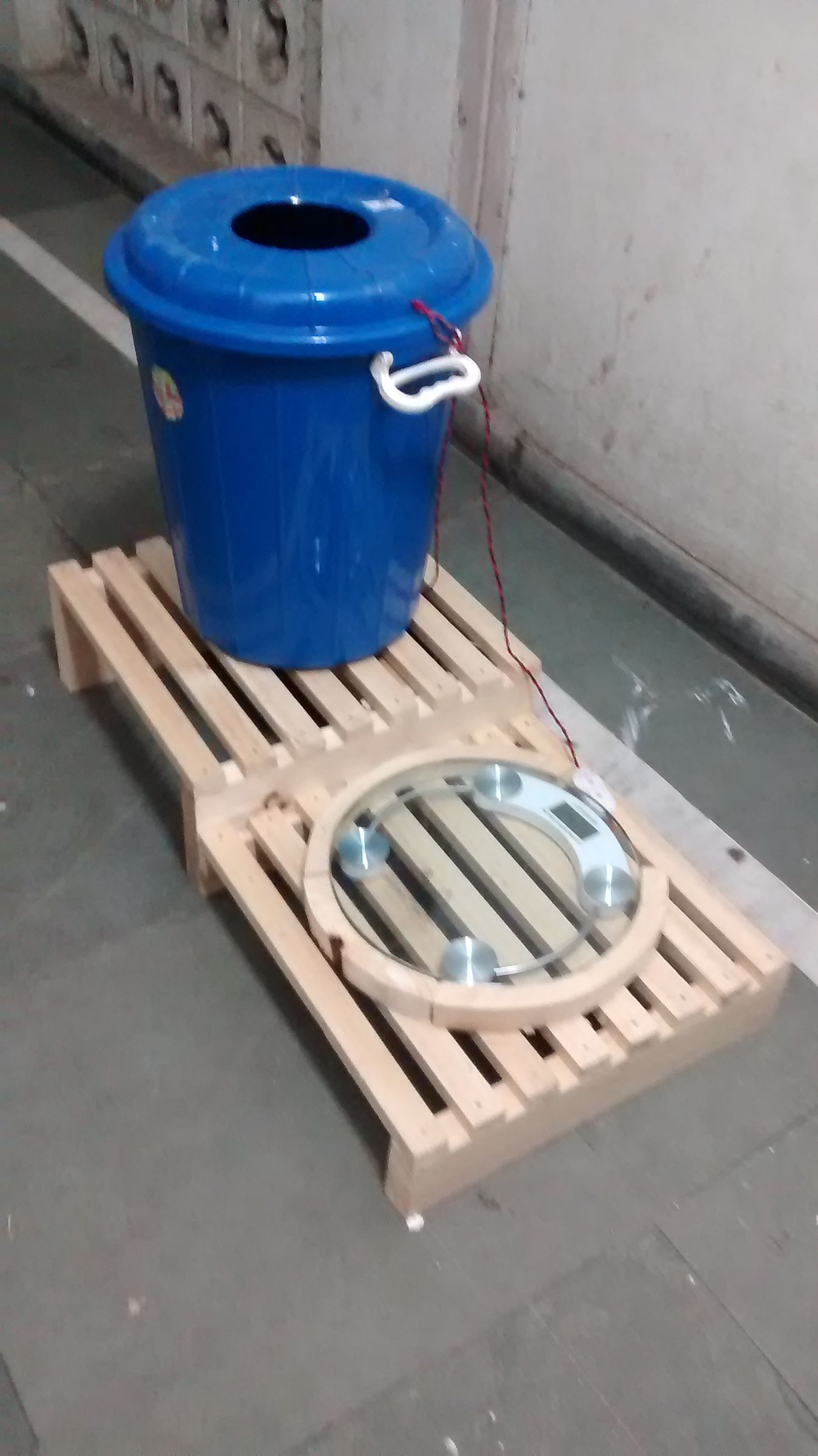 Dustbin - Weighing Machine : 3 Steps - Instructables